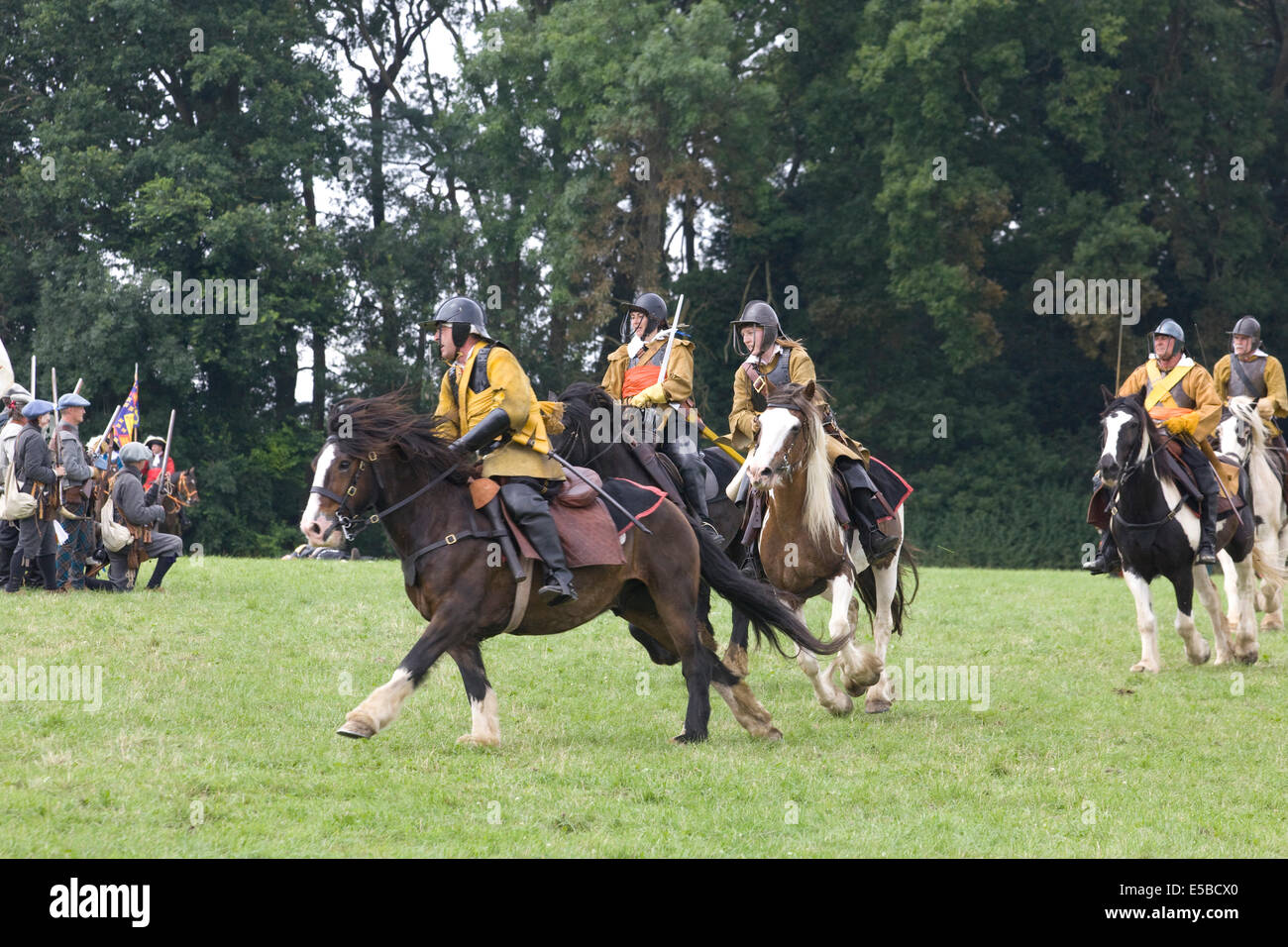 Roundhead and cavaliers hi-res stock photography and images - Alamy
