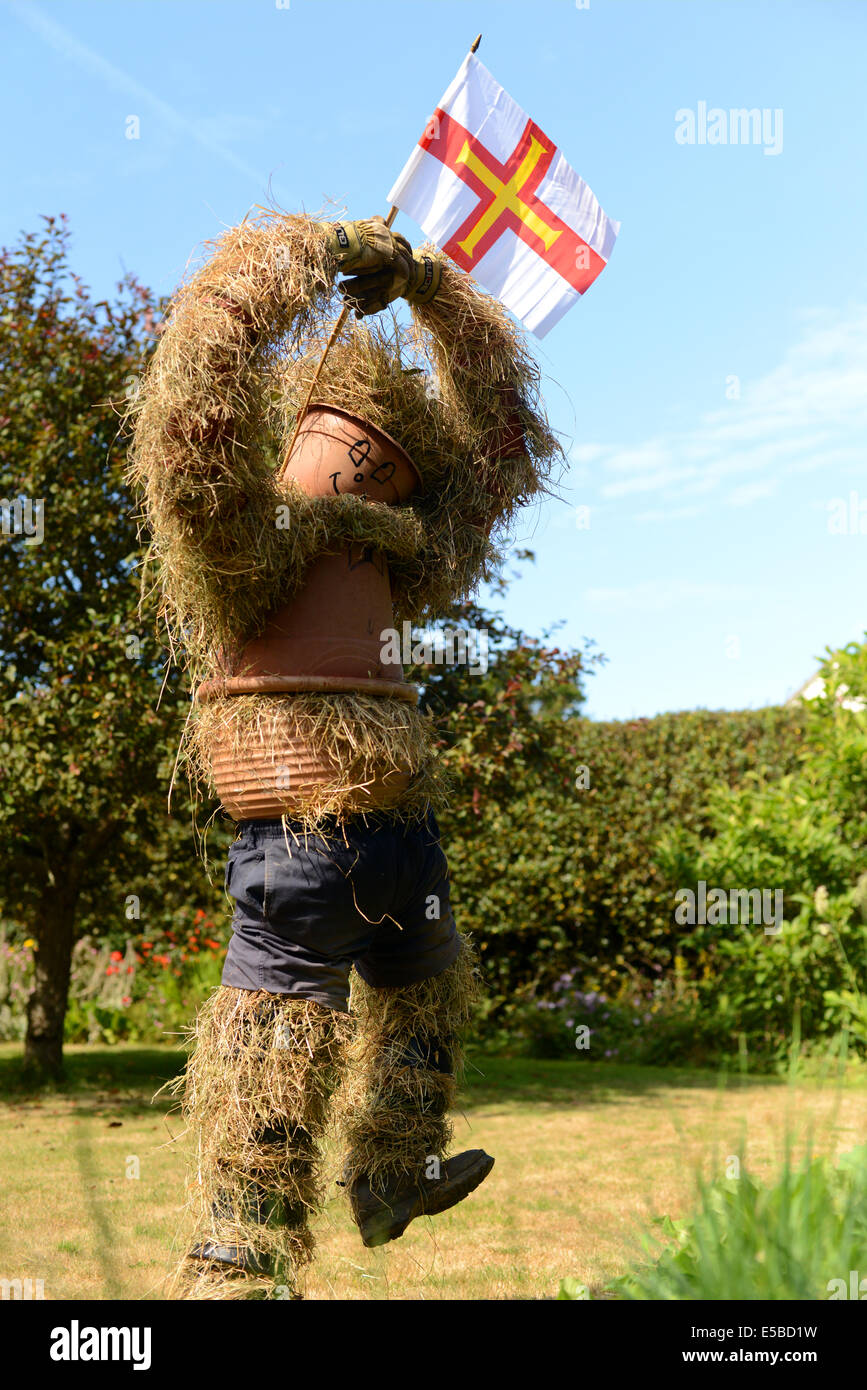 Torteval, Guernsey, Channel Islands. 26th July 2014. Crowds flock to ...