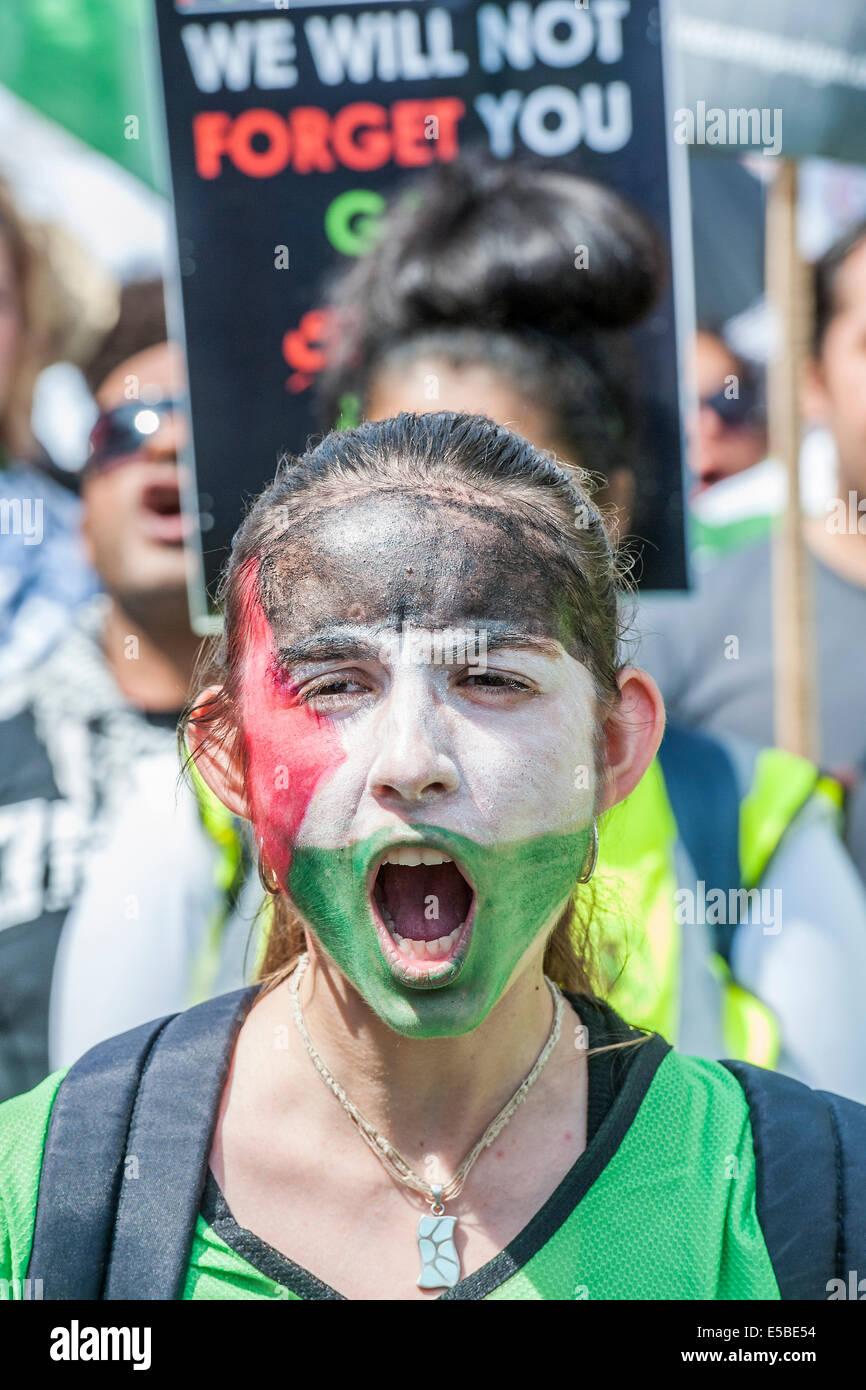 Palestinian flag face paint hi-res stock photography and images - Alamy
