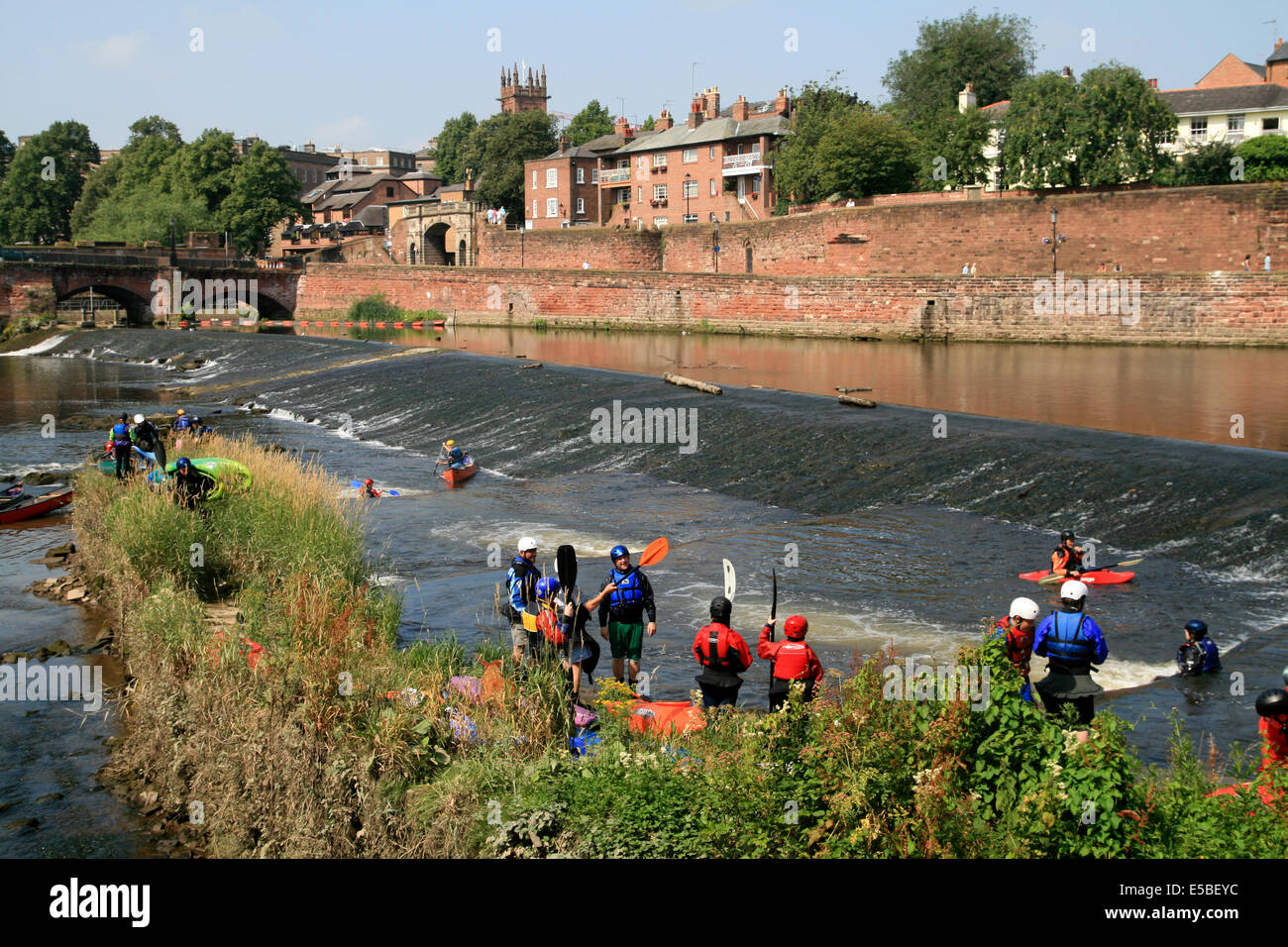 River dee chester hi-res stock photography and images - Alamy