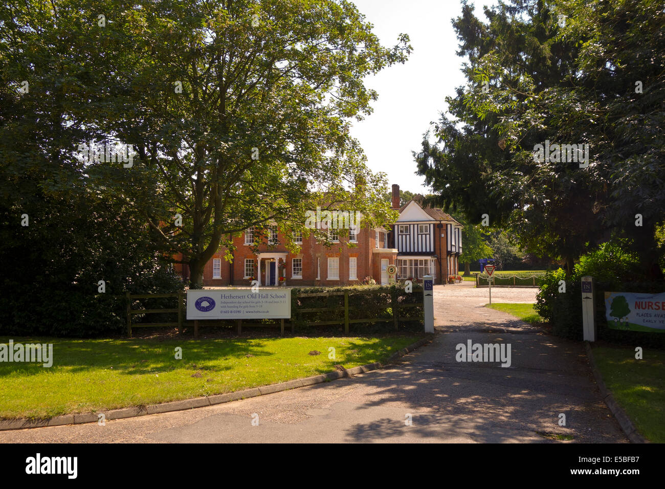 Private school hall hi-res stock photography and images - Alamy