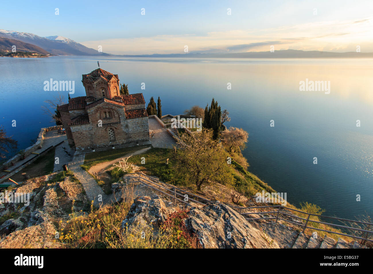 Sveti (Saint) Jovan Kaneo Church on Lake Ohrid Stock Photo - Alamy