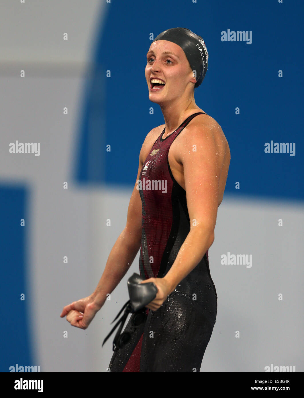 FRANCESCA HALSALL WINS GOLD 50M FREESTYLE TOLLCROSS SWIMMING CENTRE ...