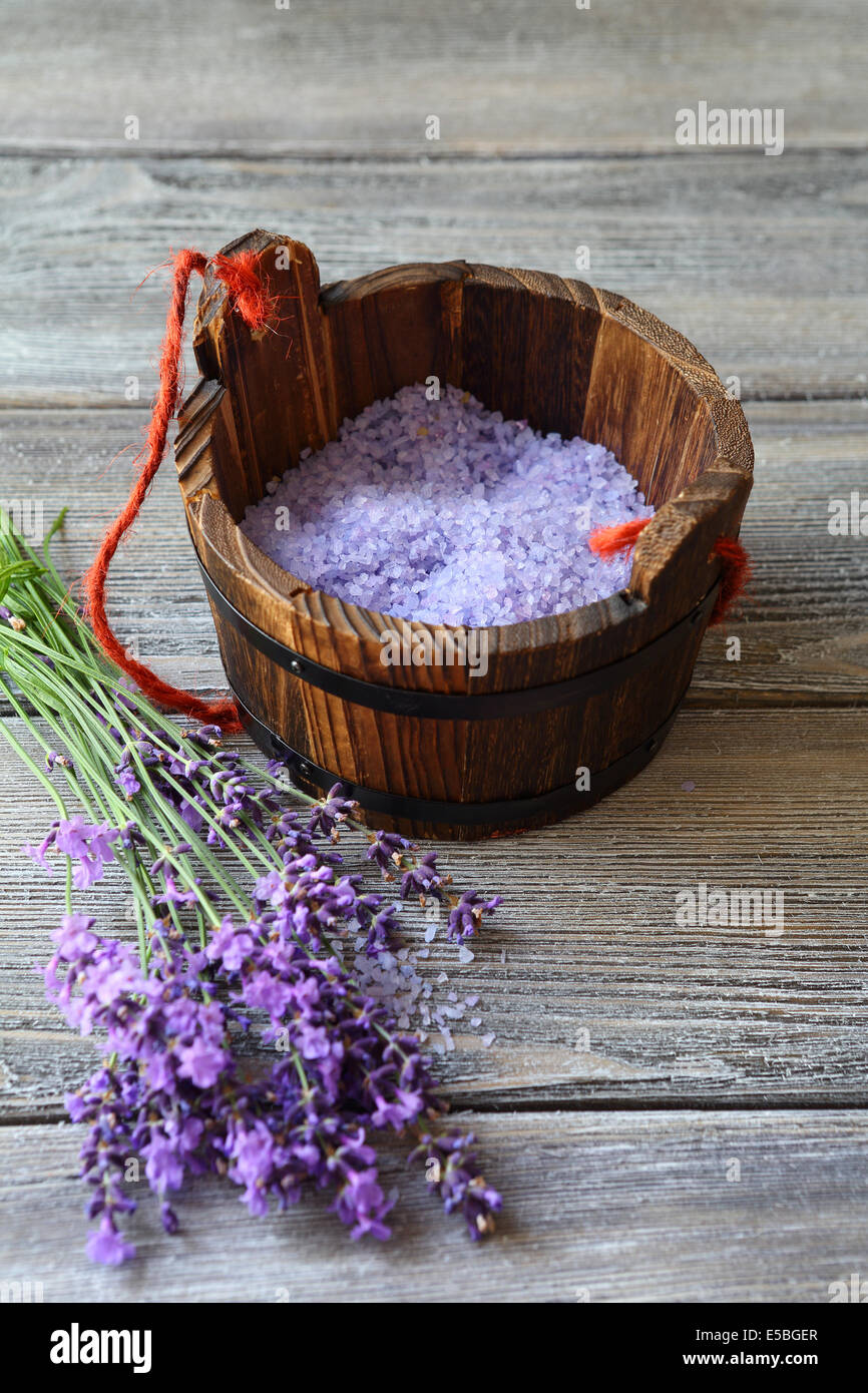 Salt bucket hi-res stock photography and images - Alamy