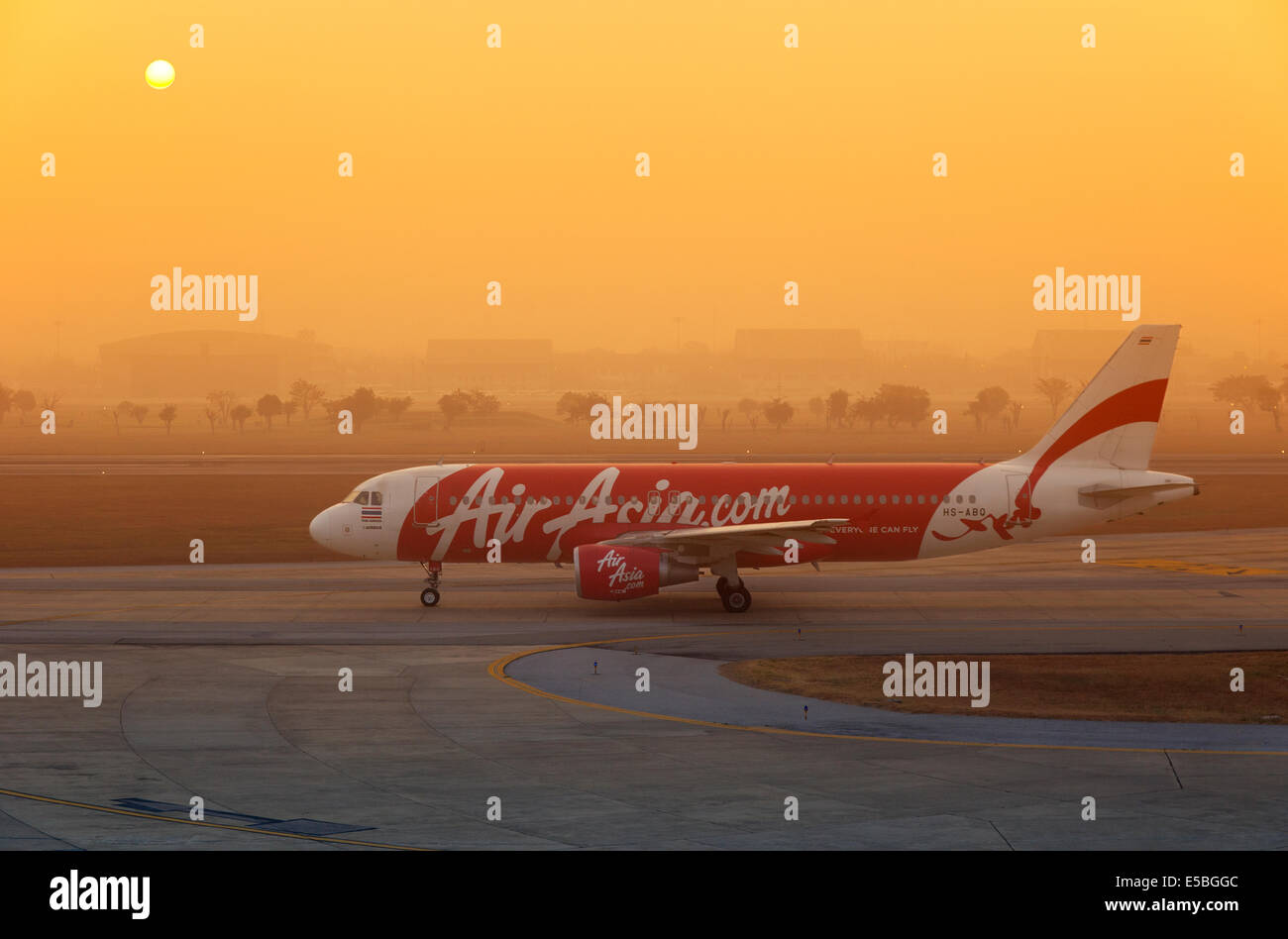 Air Asia aircraft at Don Mueang International Airport, Bangkok ...