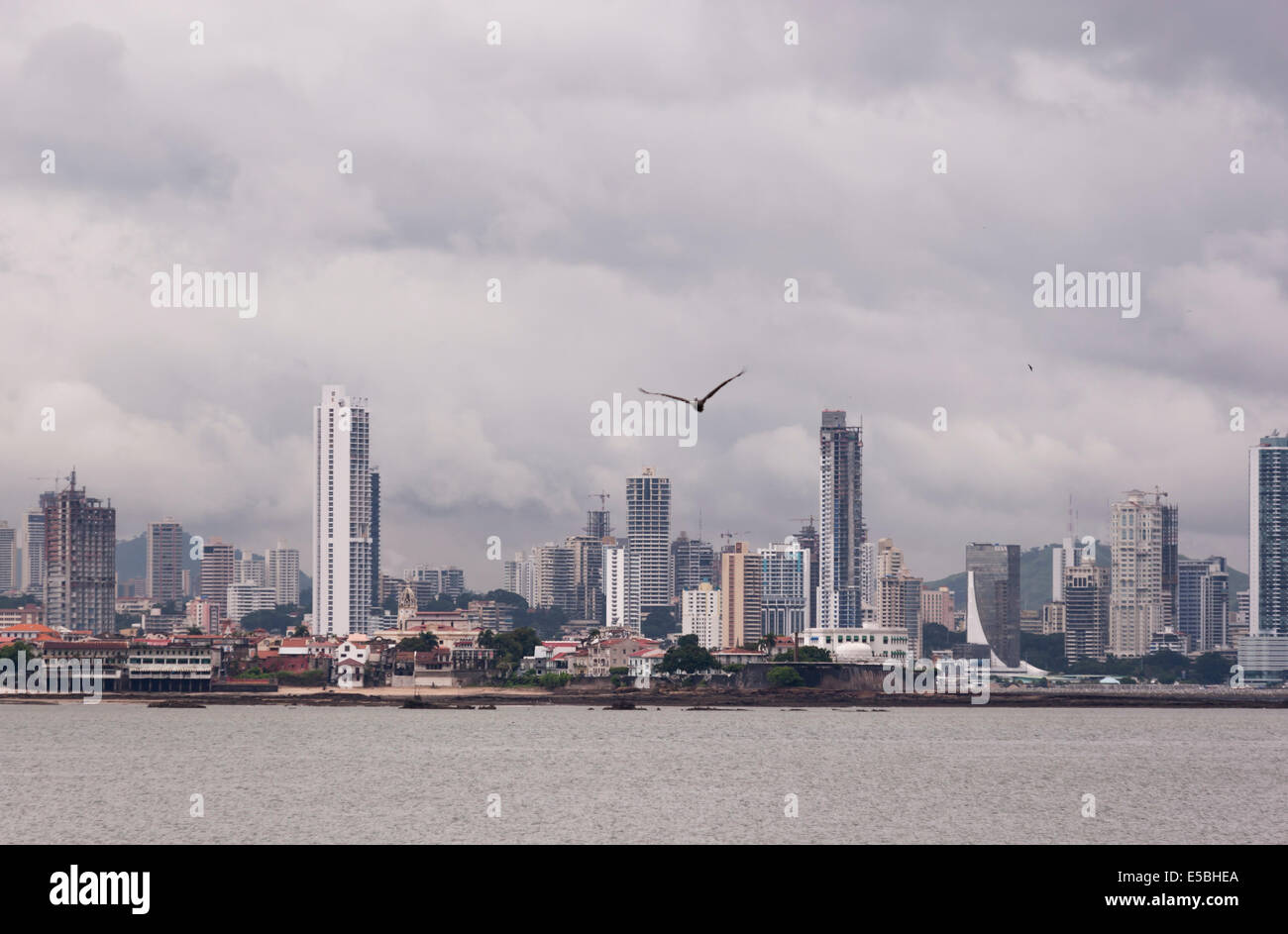 Gulf of panama with the panama skyline behind hi-res stock photography ...