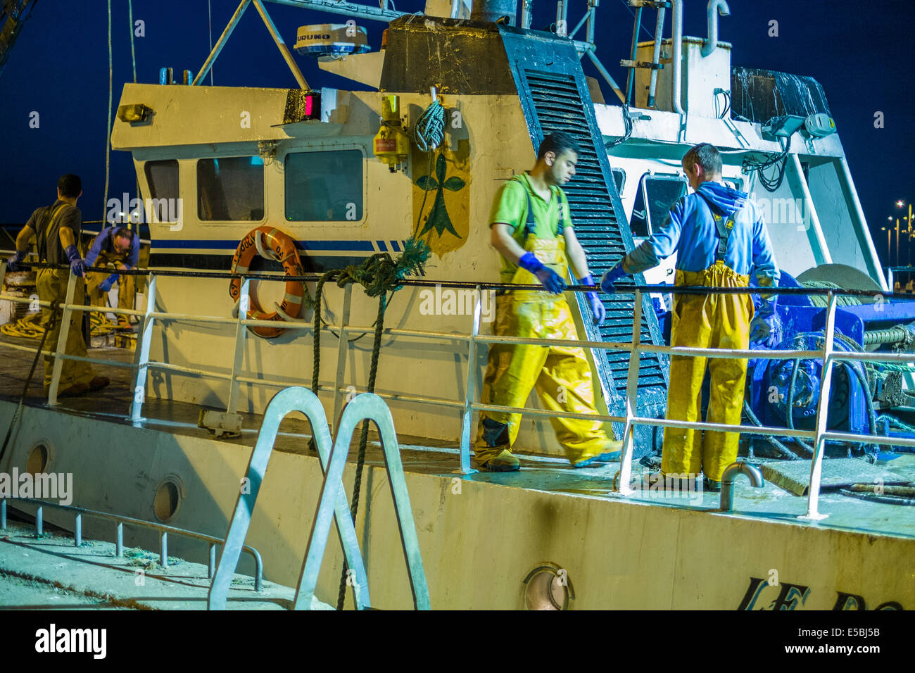 Fishing trawler landing catch in hi-res stock photography and images ...