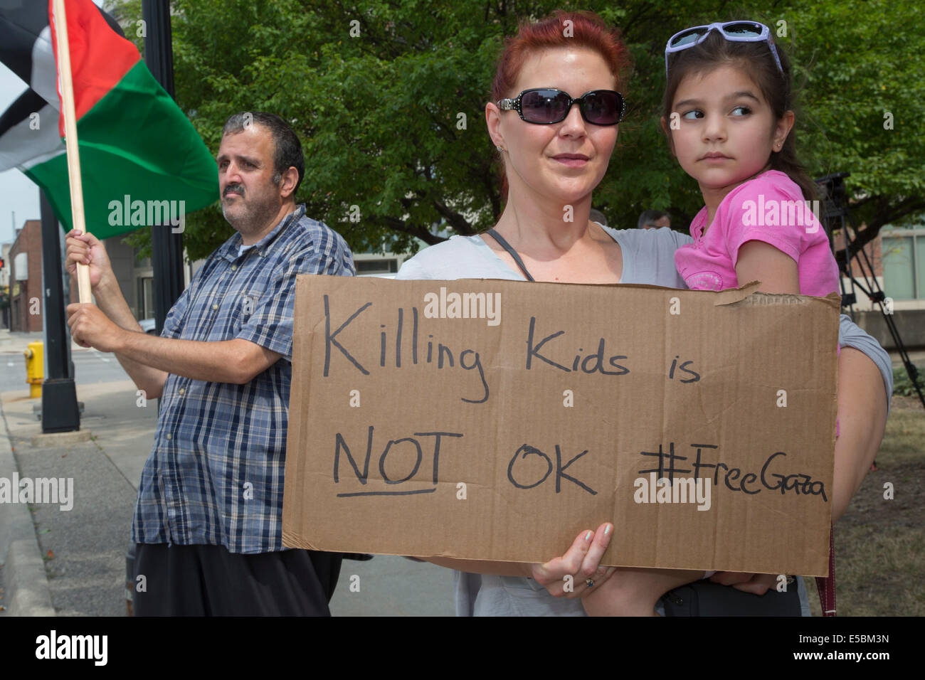Dearborn, Michigan, USA. Arab-Americans rally at Dearborn city hall to ...