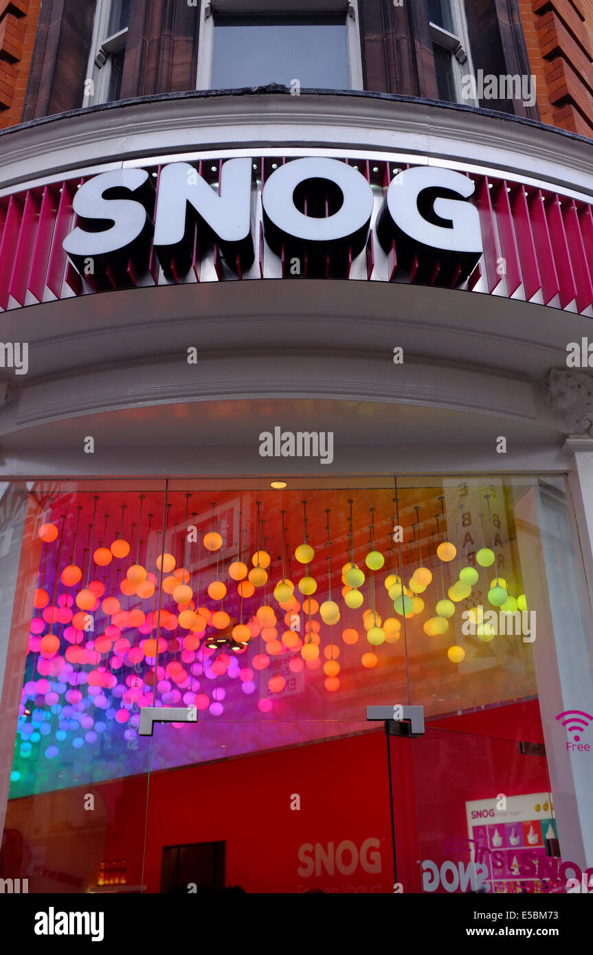 SNOG yogurt bar on Rupert Street in Soho, London Stock Photo - Alamy