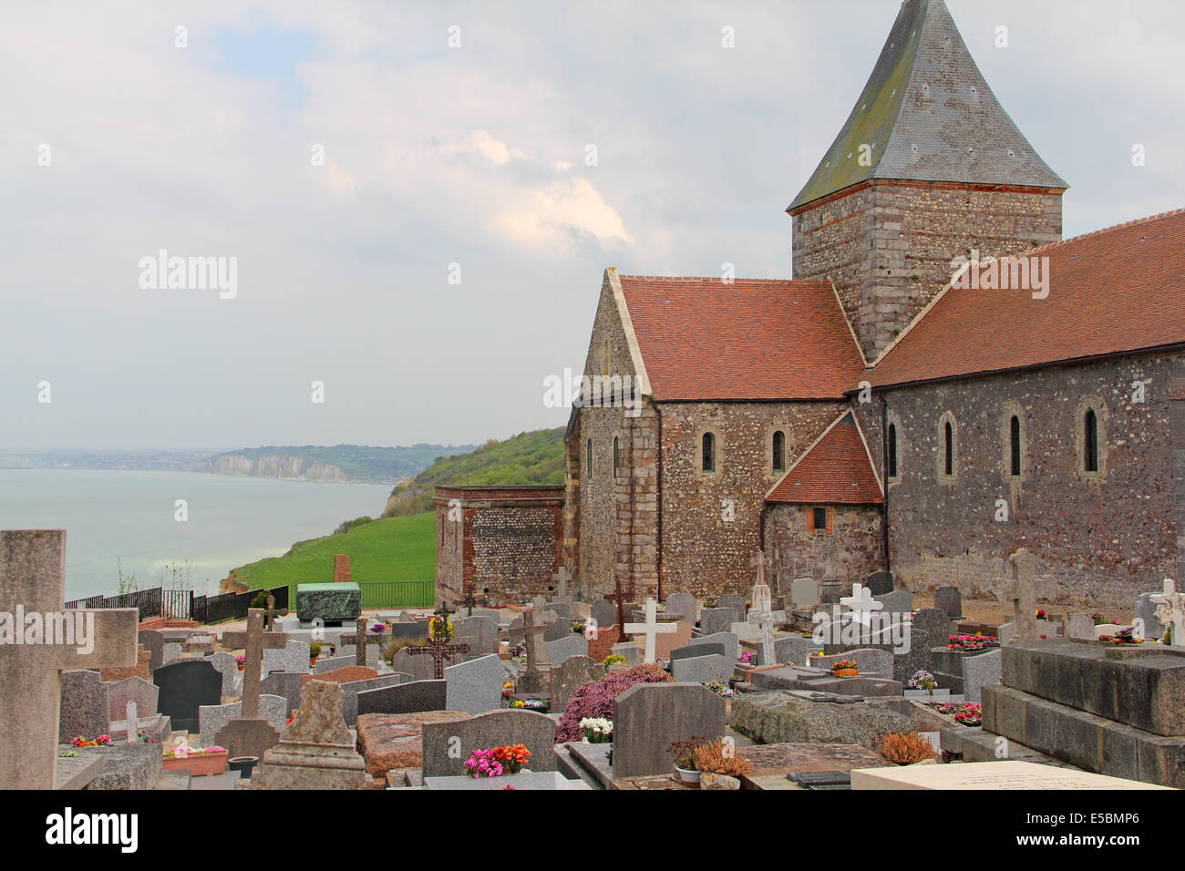 Cemetery normandy panorama hi-res stock photography and images - Alamy