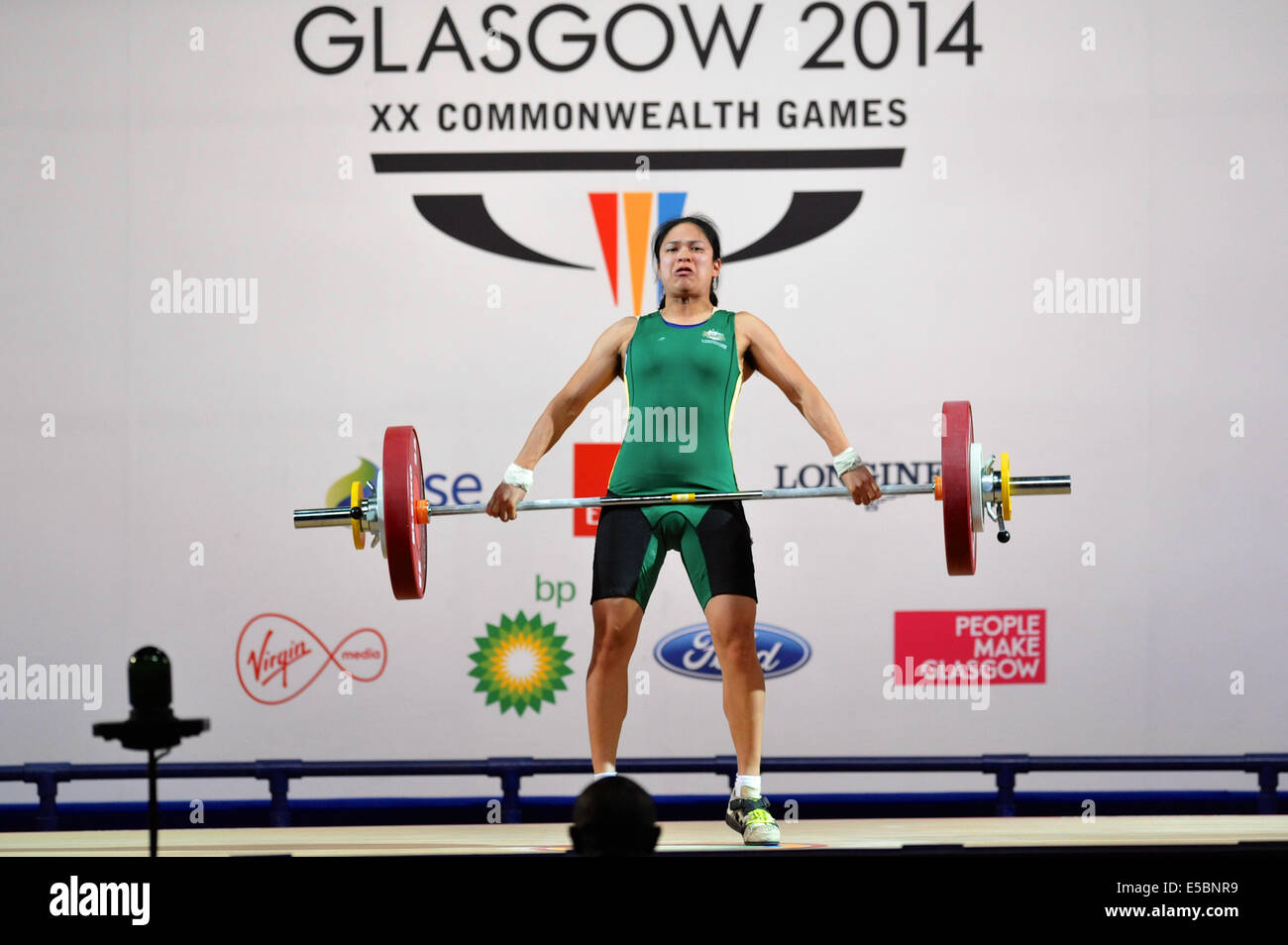 Total lift hi-res stock photography and images - Alamy