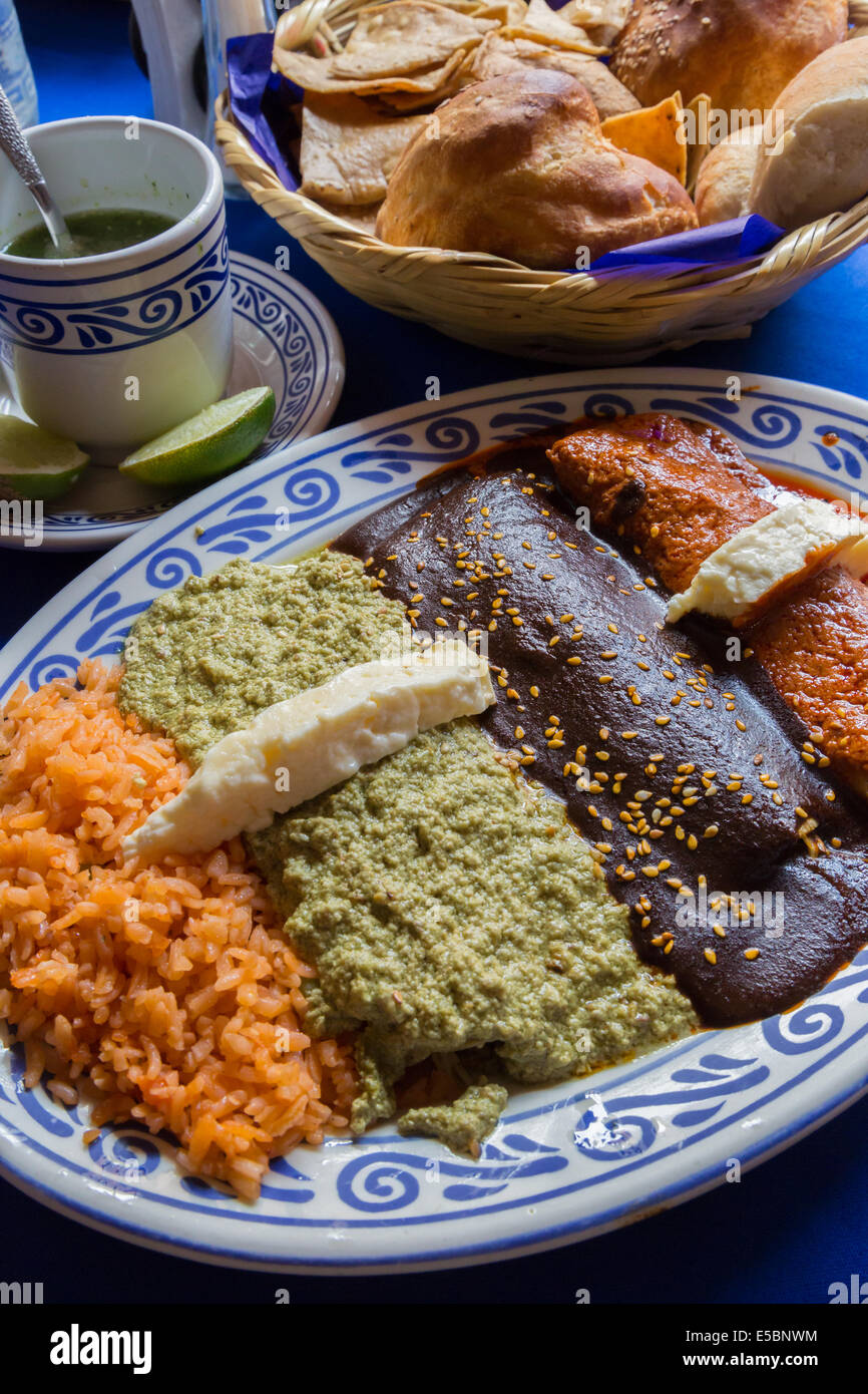 Moles from mexico hi-res stock photography and images - Alamy