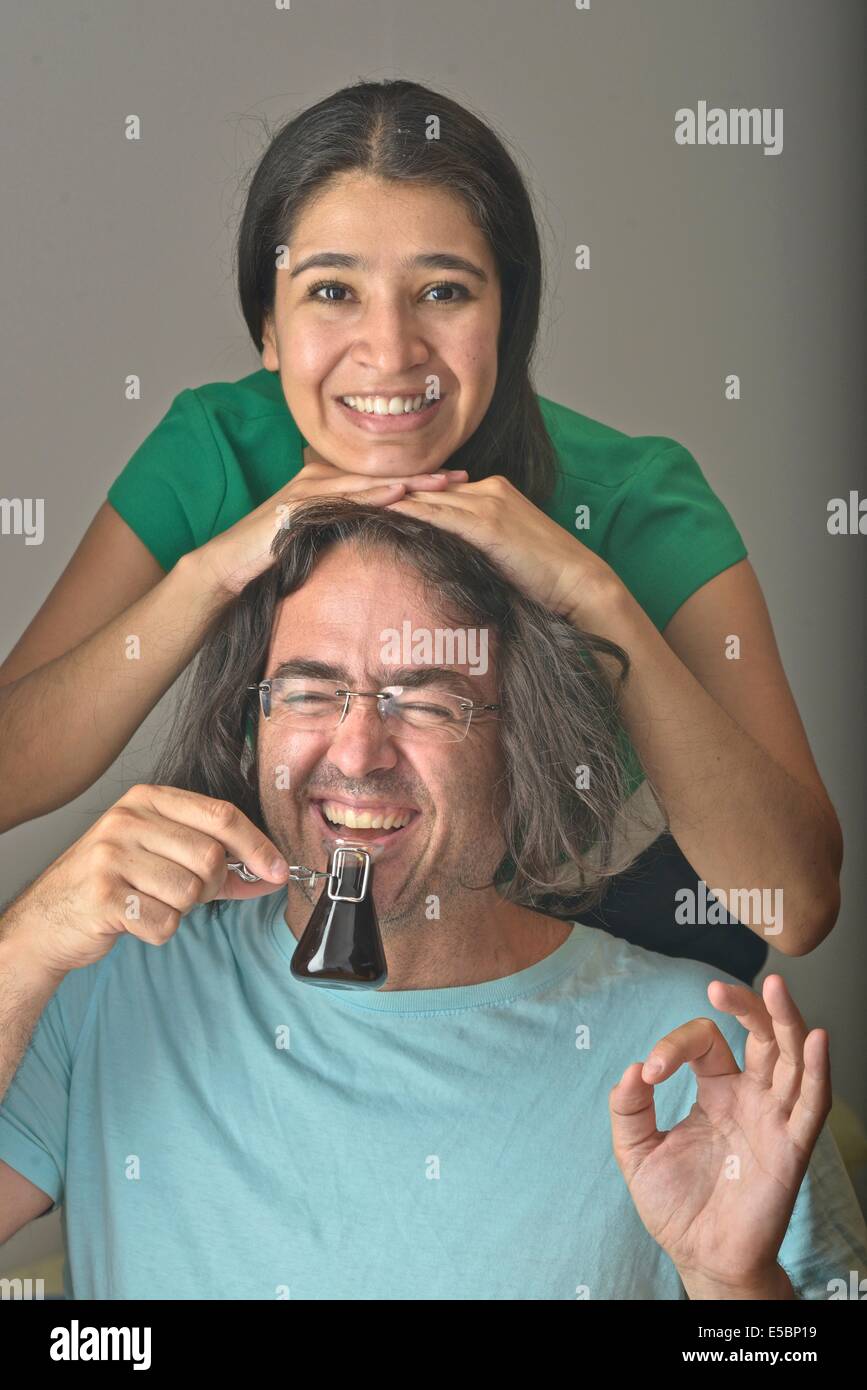 Couple 30s having fun hi-res stock photography and images - Alamy