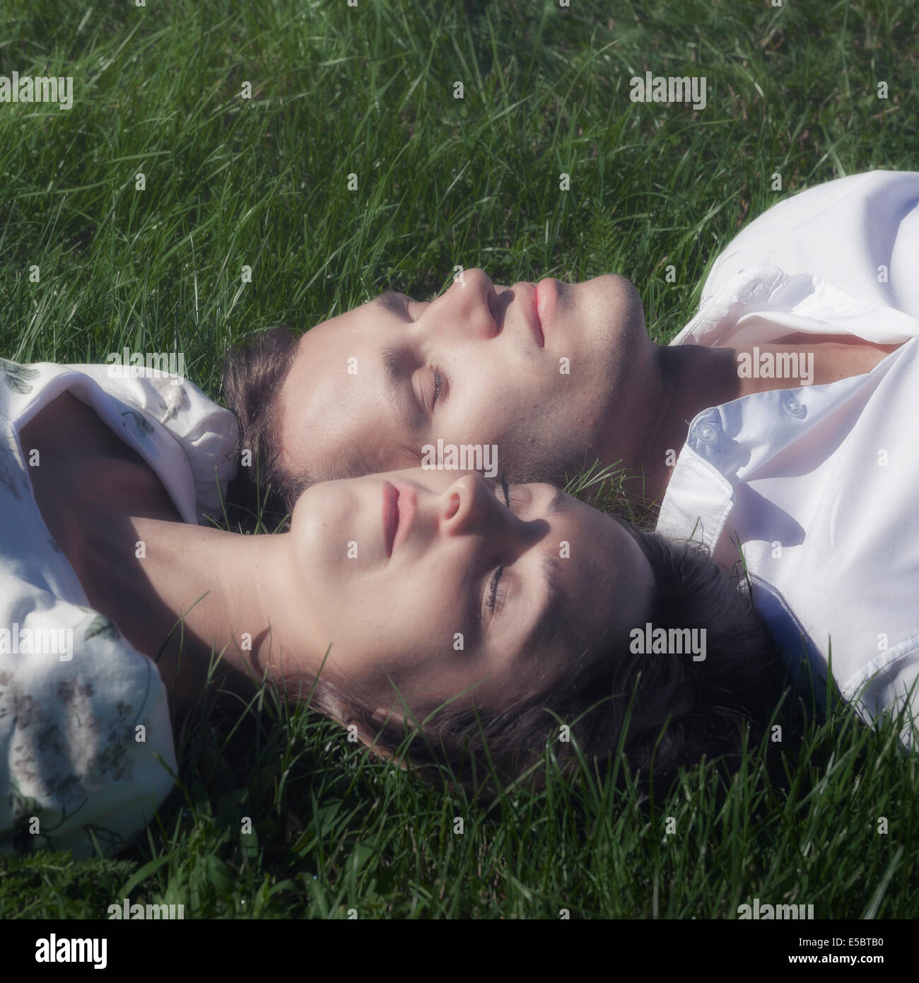 Woman sleeping outside hi-res stock photography and images - Alamy