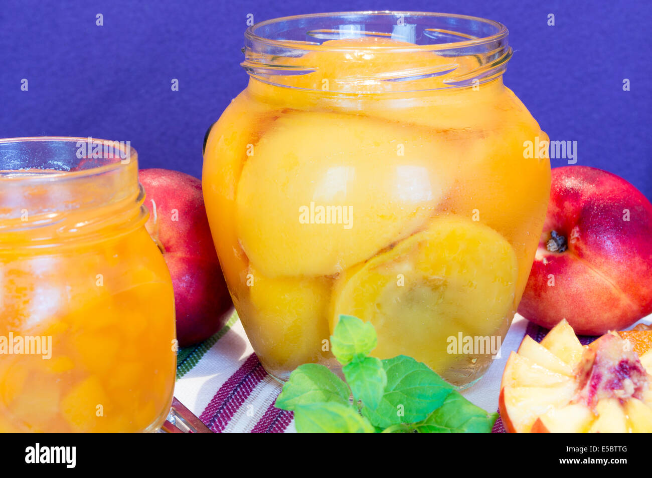 Na jar hi-res stock photography and images - Alamy