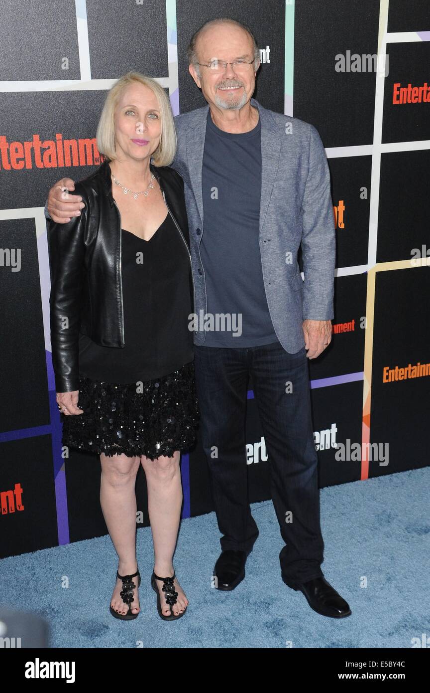 Joan pirkle and kurtwood smith hi-res stock photography and images - Alamy