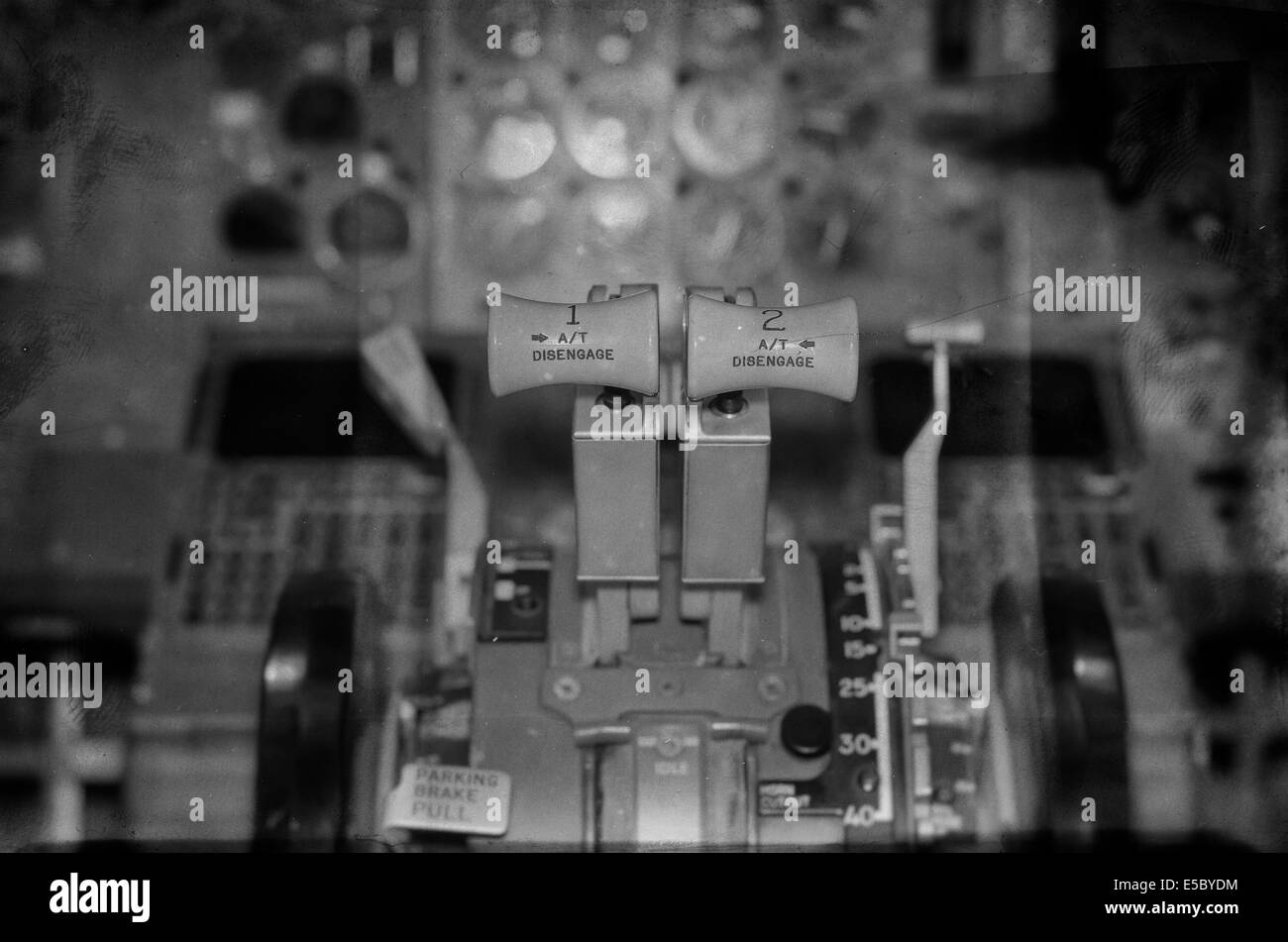 Thrust lever hi-res stock photography and images - Alamy