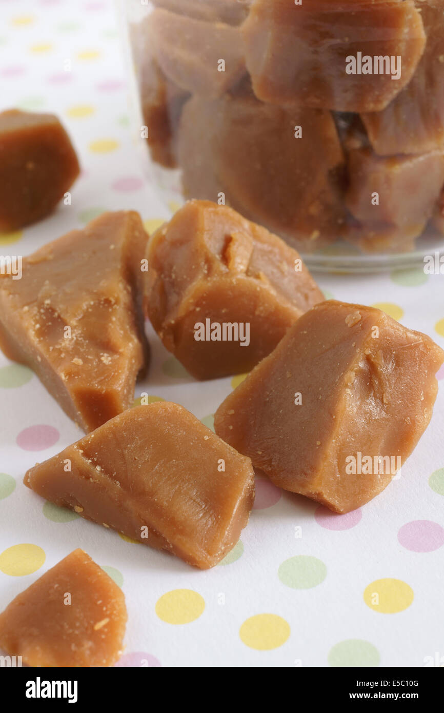 Crunchy toffee hi-res stock photography and images - Alamy