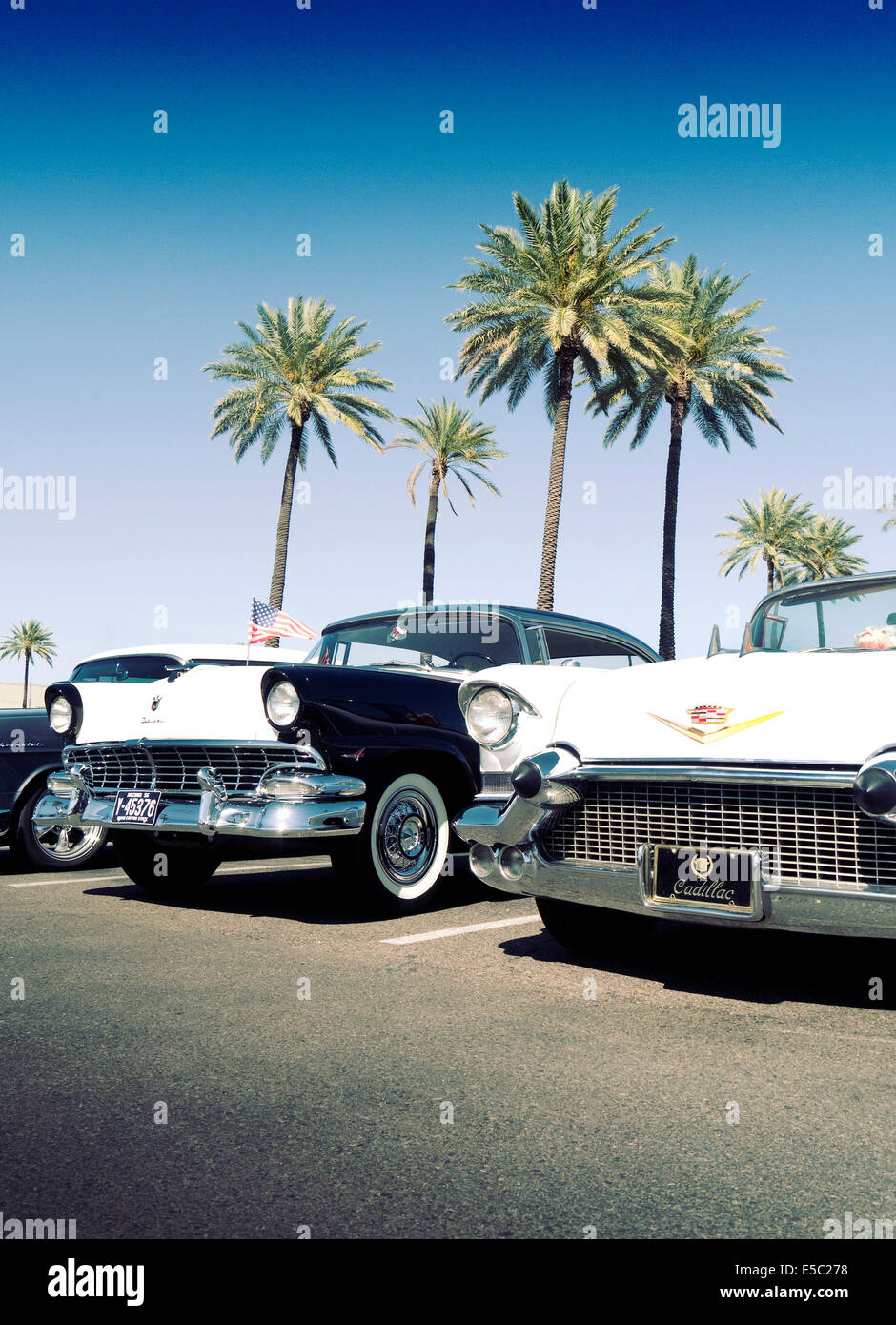 Car meet hi-res stock photography and images - Alamy