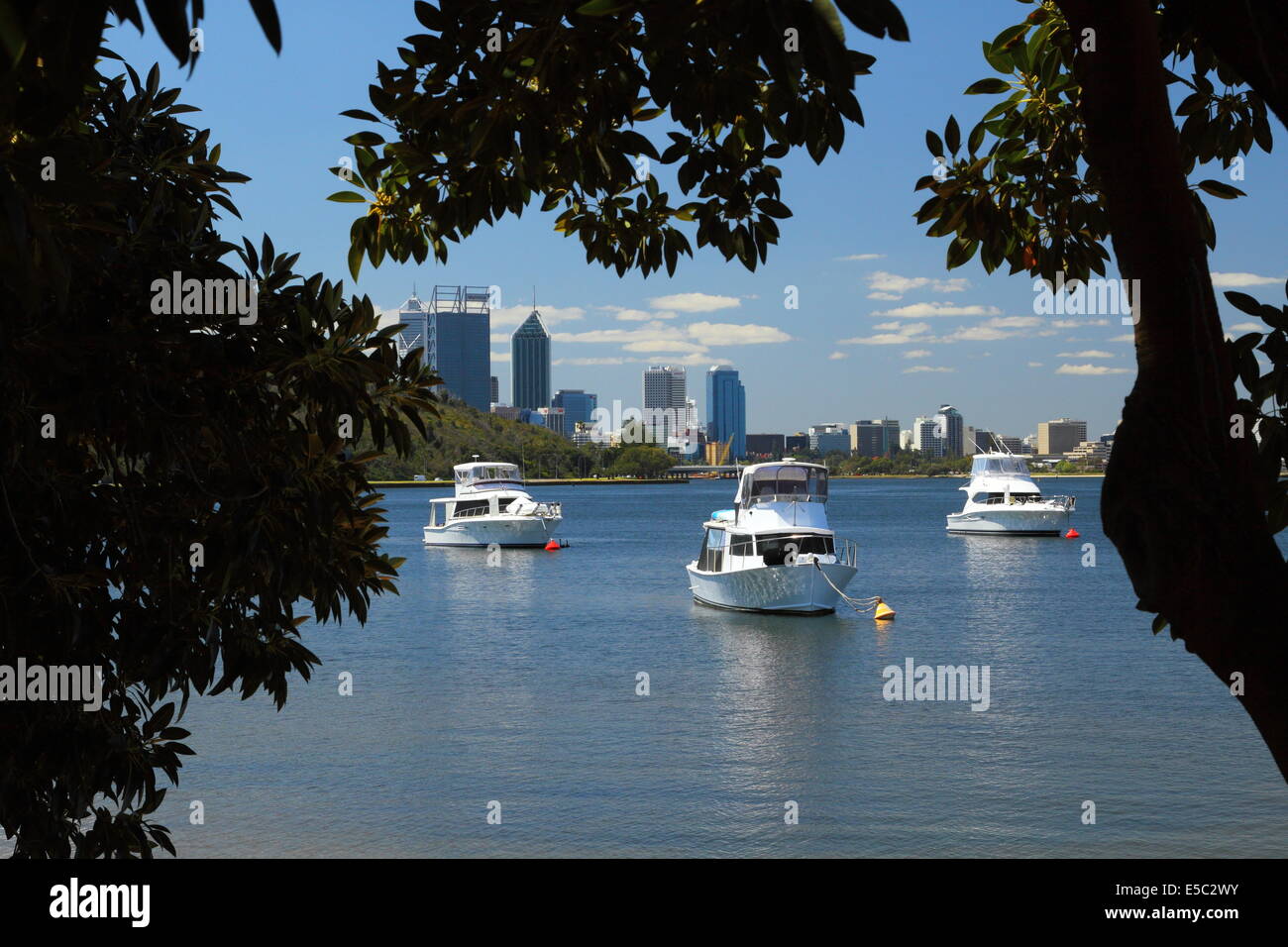 Perth city boats mooring affluent hi-res stock photography and images ...