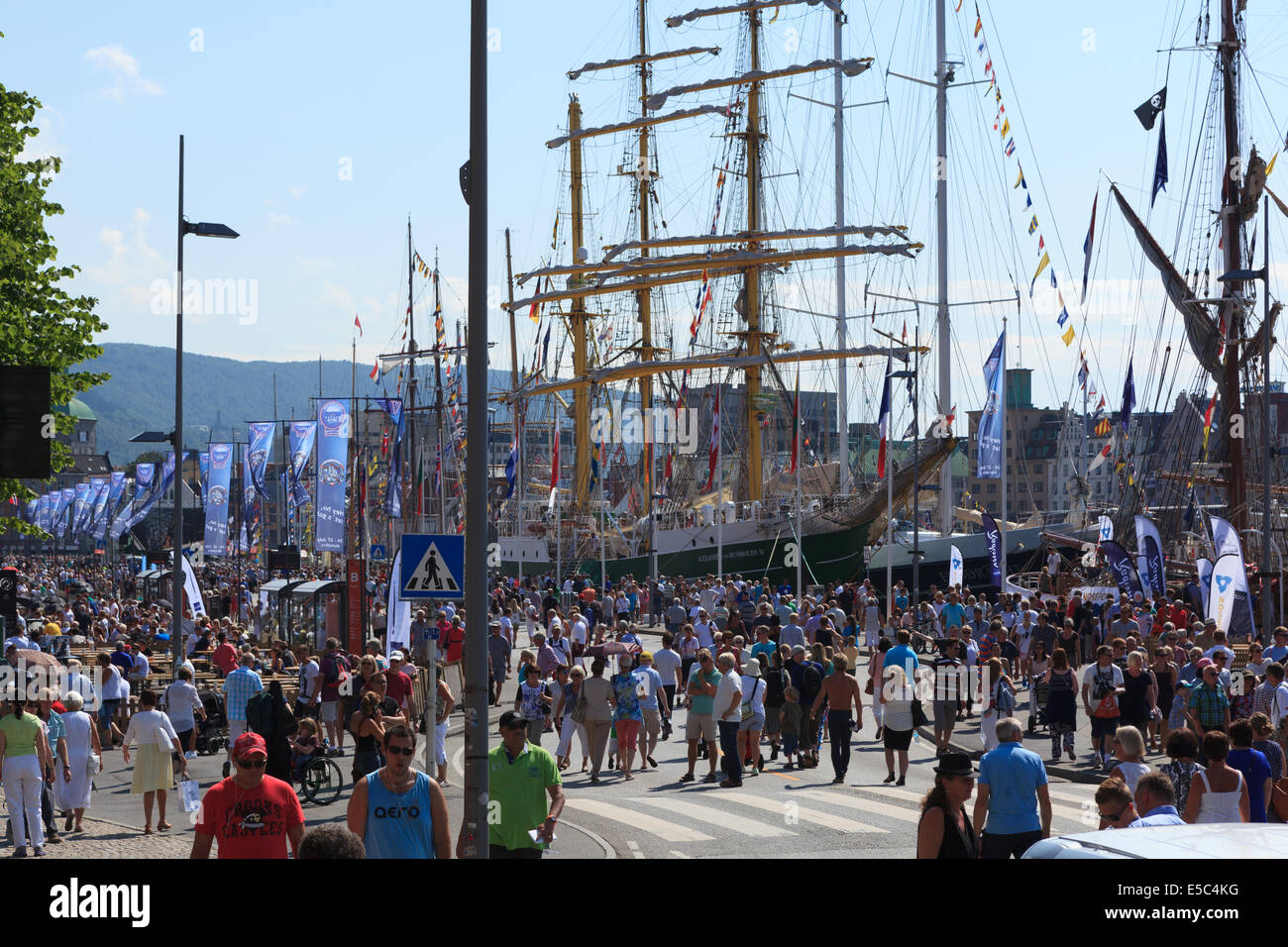 Tall ship races hi-res stock photography and images - Alamy