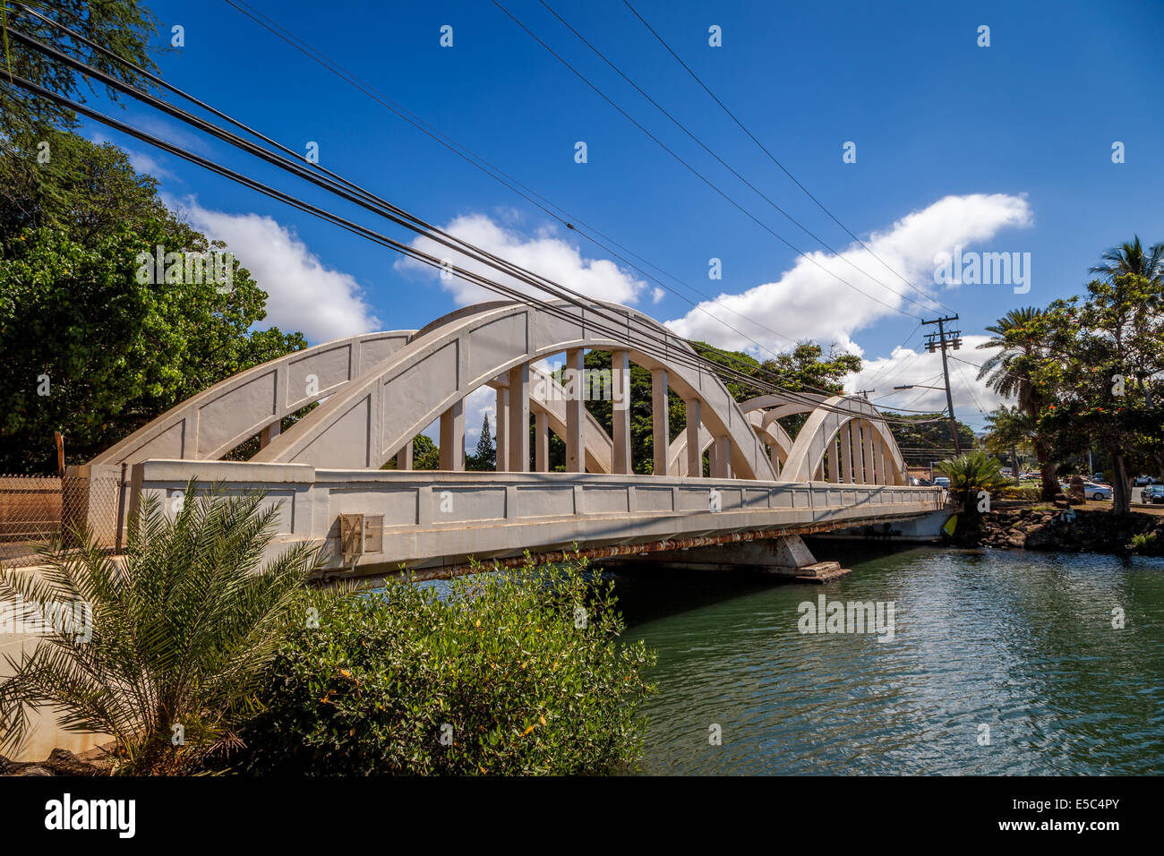 Anahulu bridge in Hale'iwa town Stock Photo - Alamy