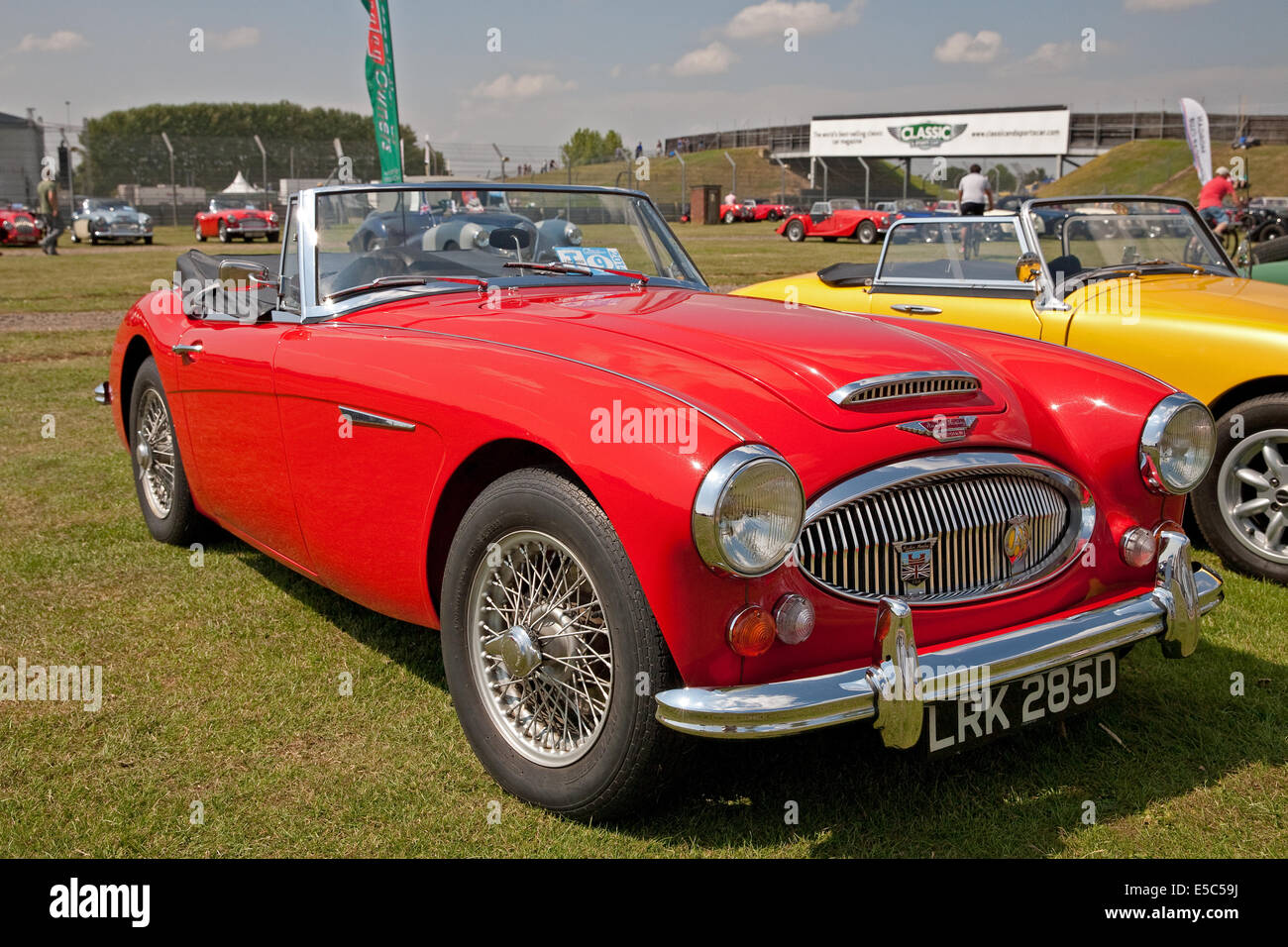 1966 austin healey hi-res stock photography and images - Alamy