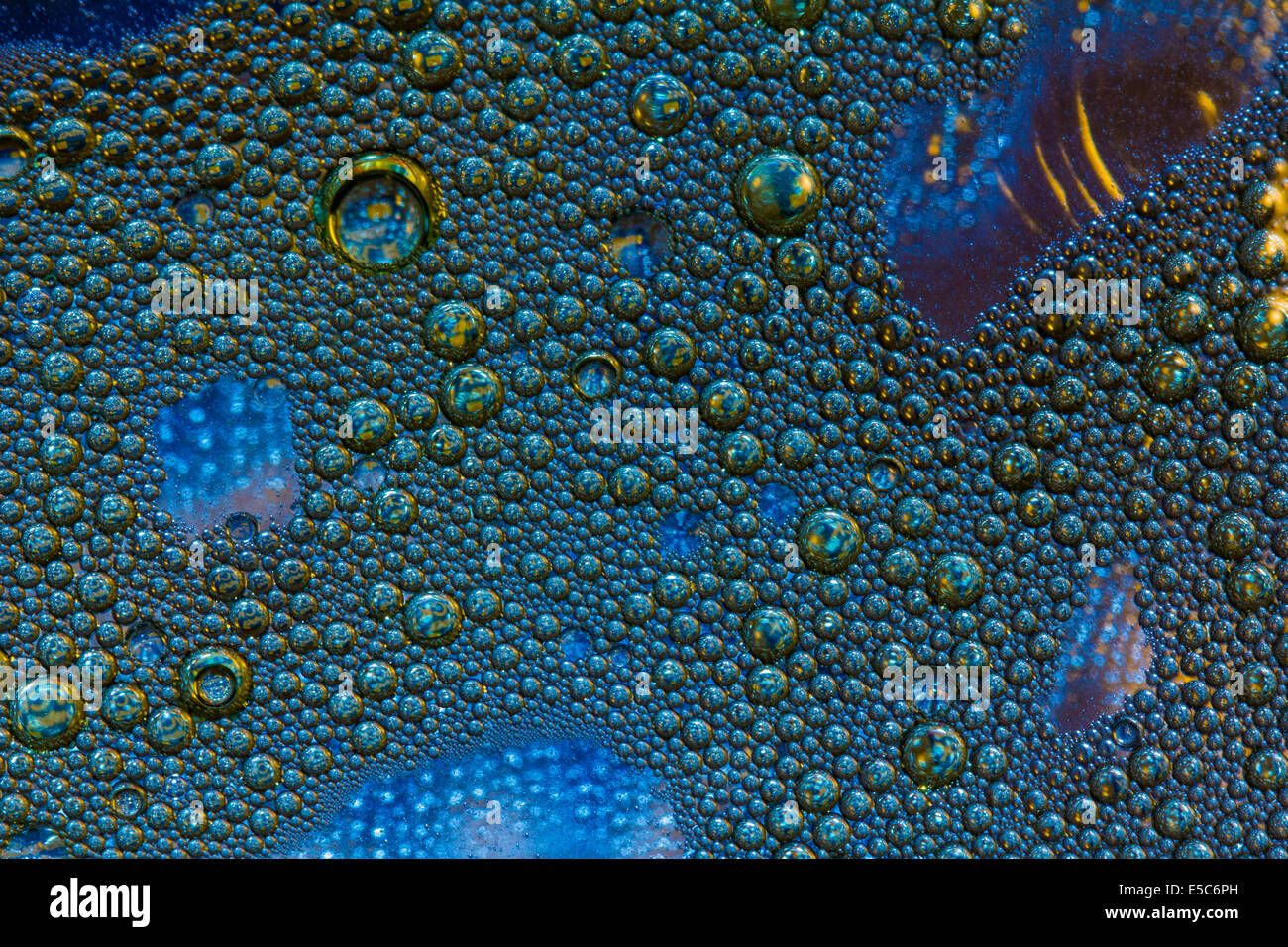 macro,oil and water Stock Photo - Alamy