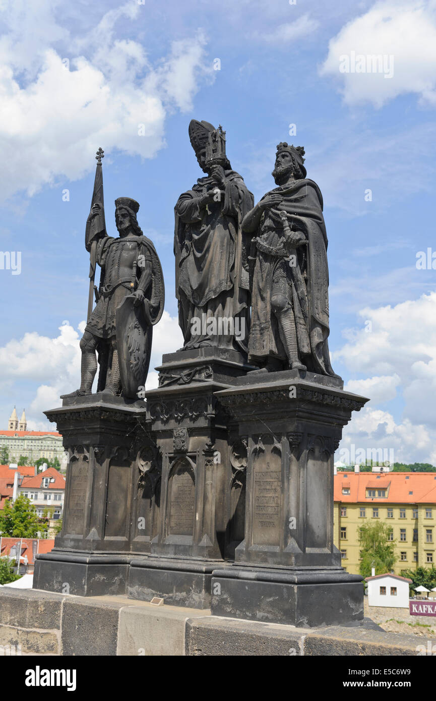 Prague religious figures hi-res stock photography and images - Alamy
