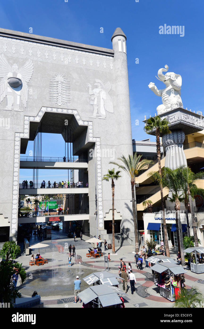Scenes at the Highland Shopping Mall in Hollywood, California Stock ...