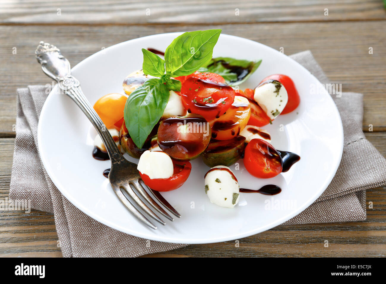 Salade caprese hi-res stock photography and images - Alamy