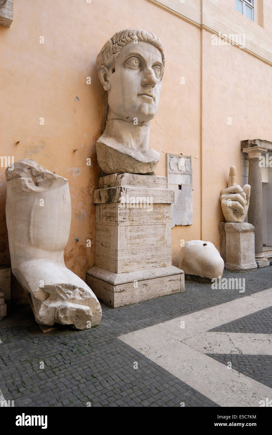 Costantino ii hi-res stock photography and images - Alamy