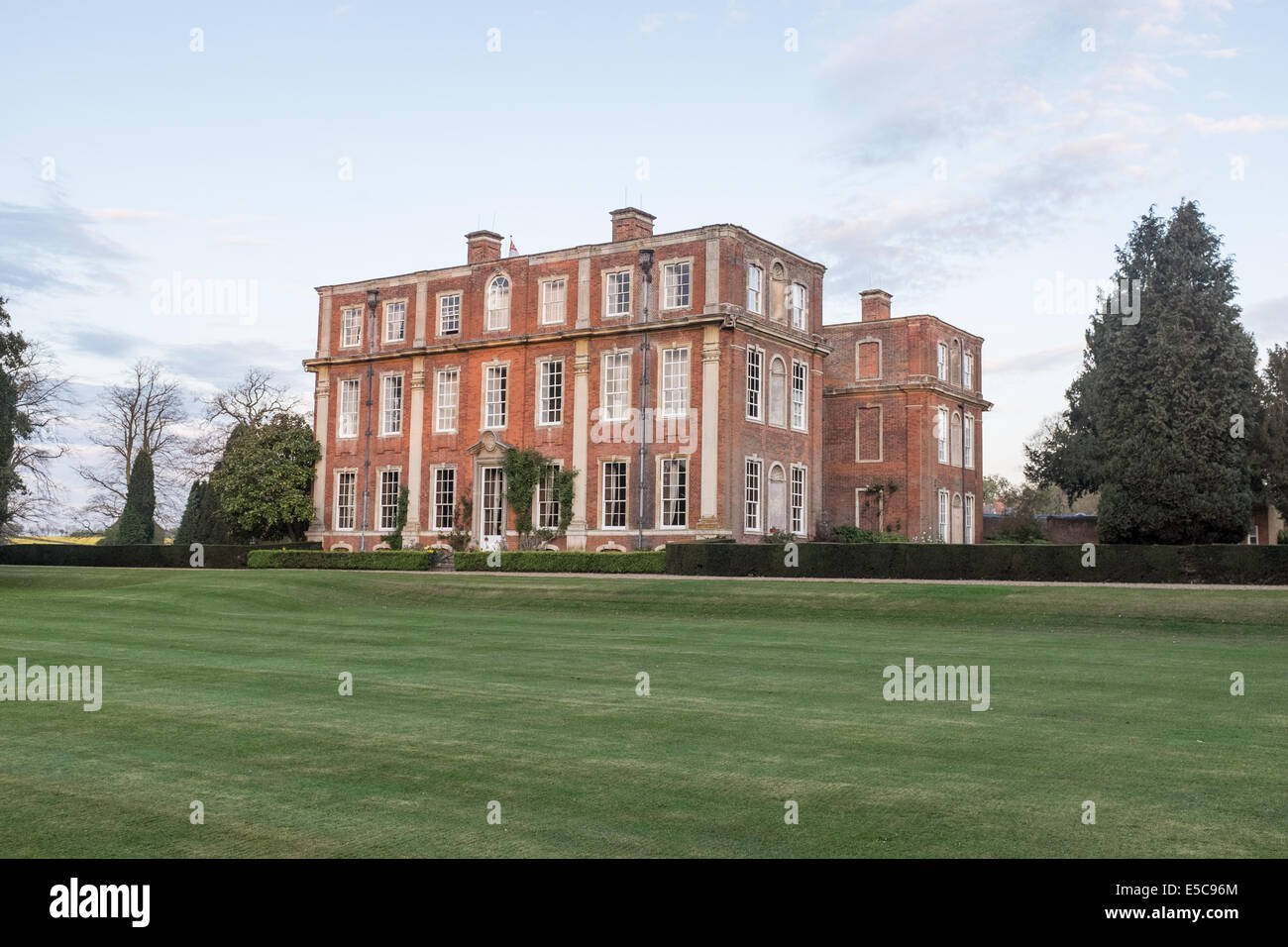 Chicheley Hall, Hotel and Kavli Royal Society International Centre ...