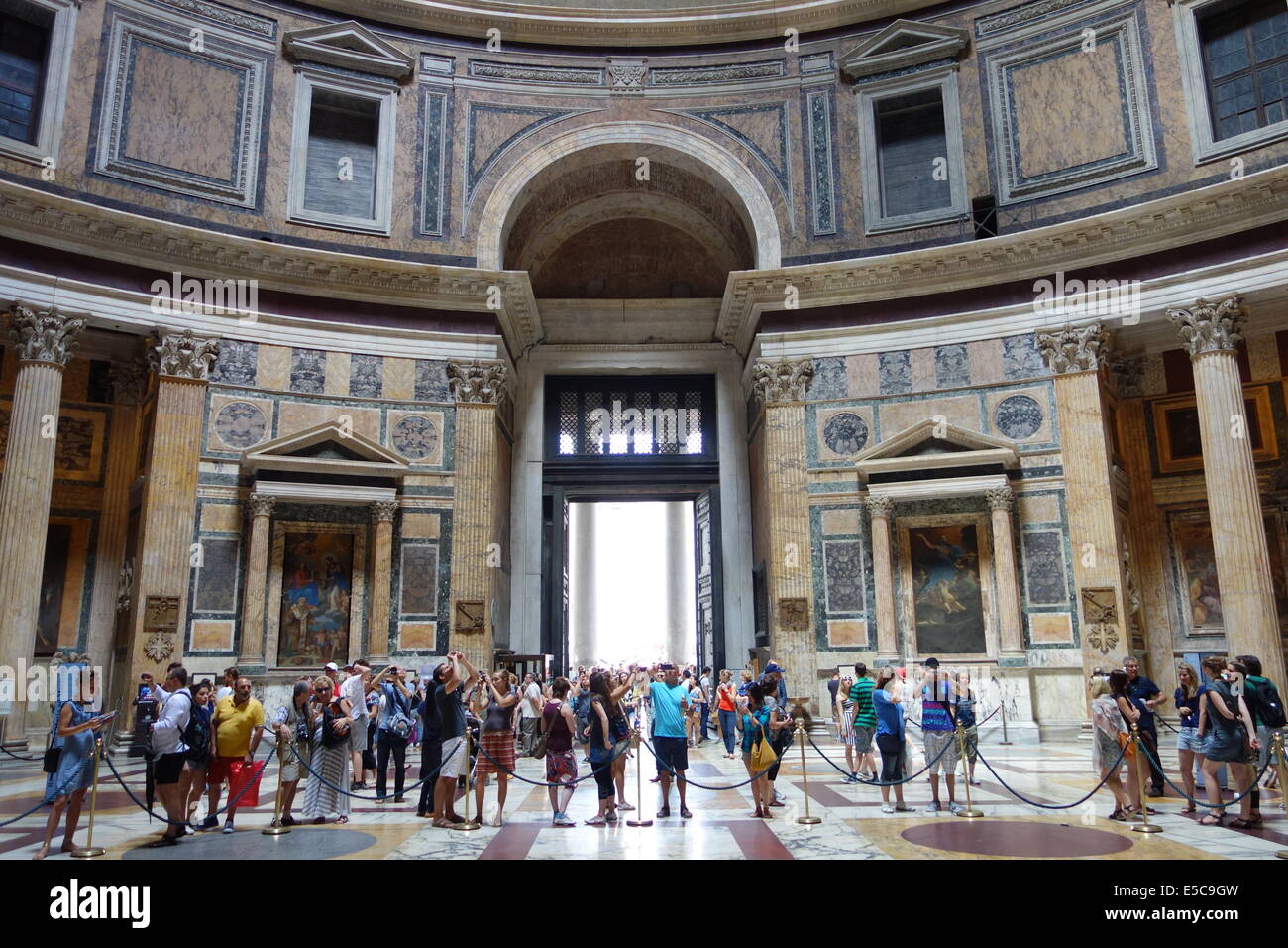 Inside the Pantheon Rome Italy Stock Photo - Alamy