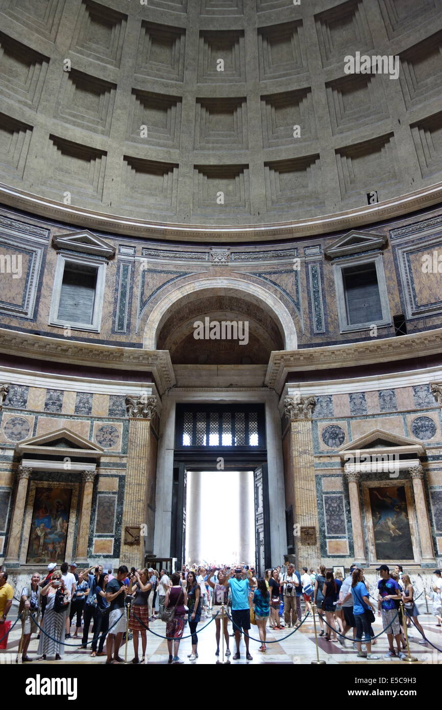 Inside the Pantheon Rome Italy Stock Photo - Alamy
