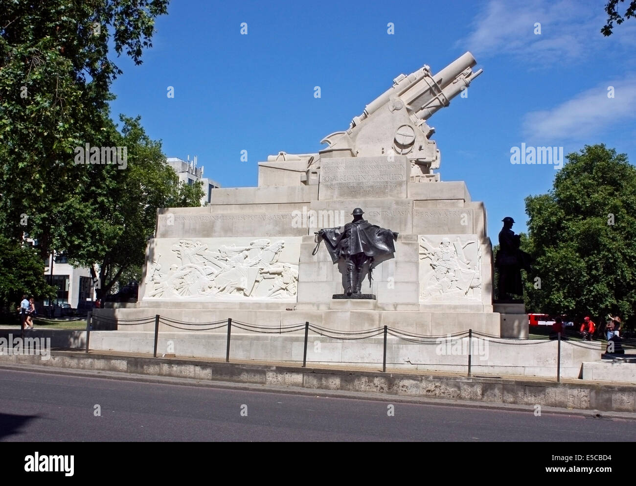 The Royal Artillery Memorial to those who died in the 1914-1918 war, at ...