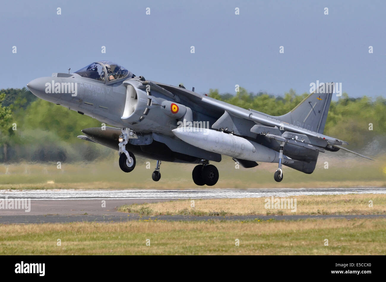 McDonnell-Douglas AV-8B Harrier II jump jet operated by the Spanish ...