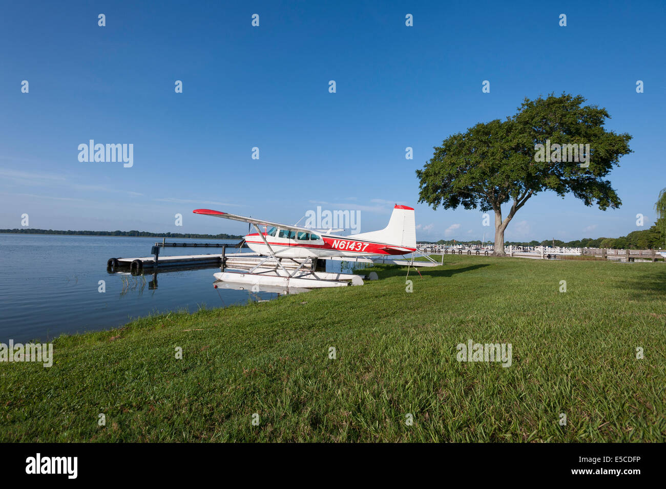 Seaplane on Lake Dora in Mount Dora, Florida USA Stock Photo - Alamy