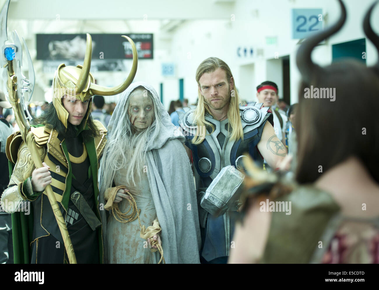 Zombie cartoon hi-res stock photography and images - Alamy