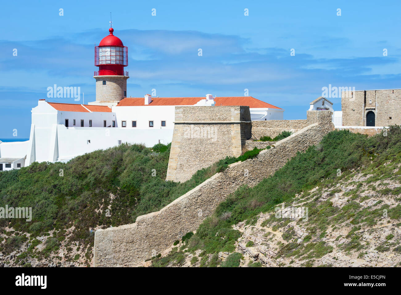 Lighthouse algarve hi-res stock photography and images - Alamy
