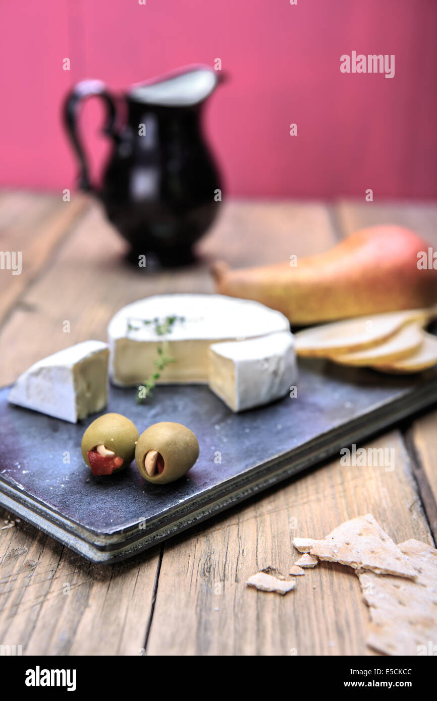 Still life plate hi-res stock photography and images - Alamy