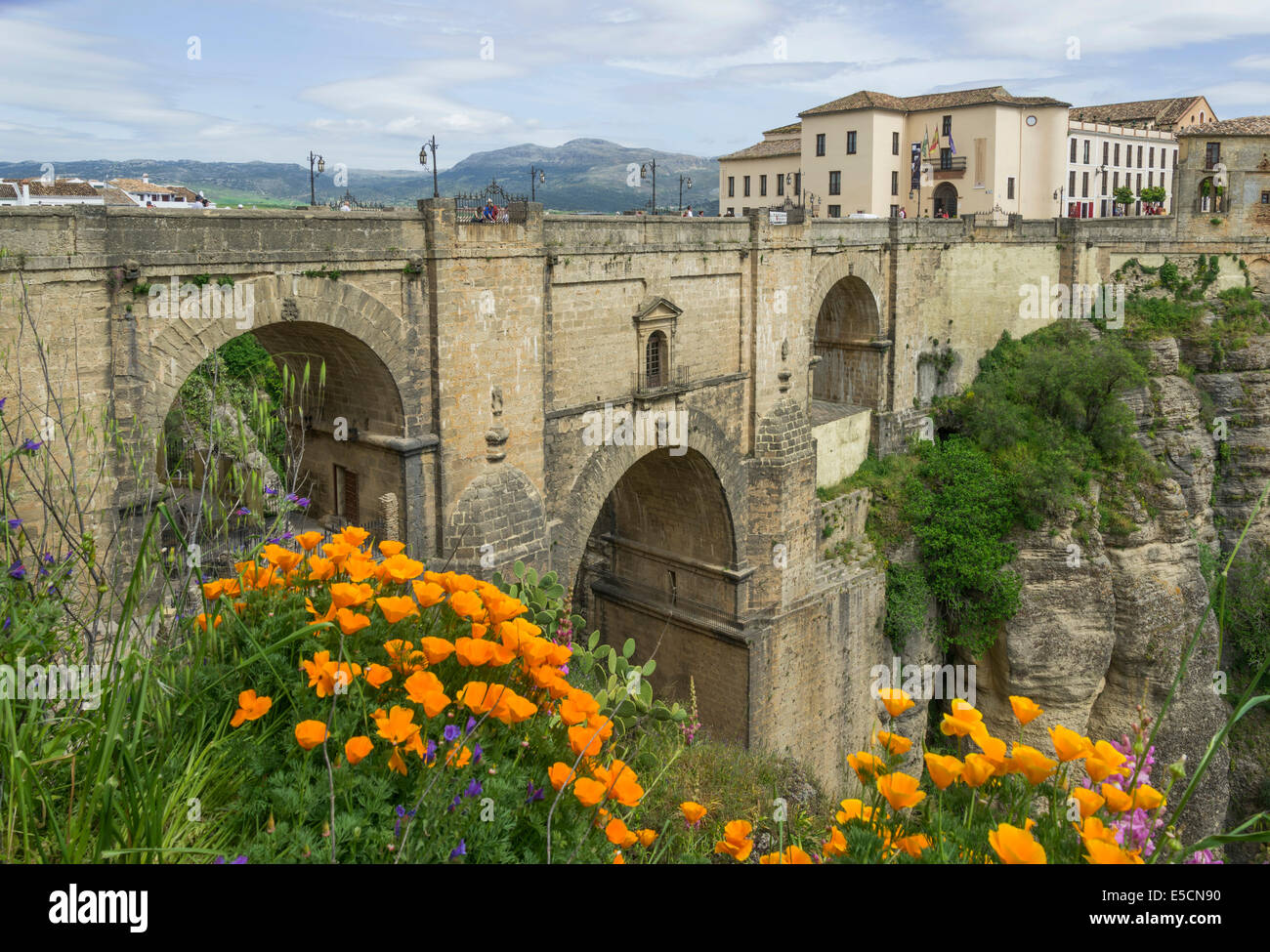 El Puente Nuevo bridge, Ronda, Malaga province, Andalucía, Spain Stock ...