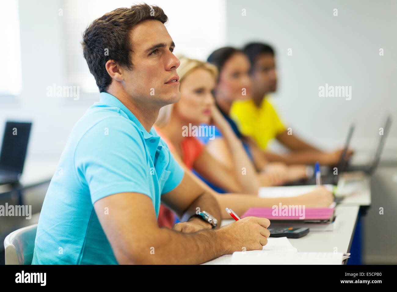 Smart class hi-res stock photography and images - Alamy