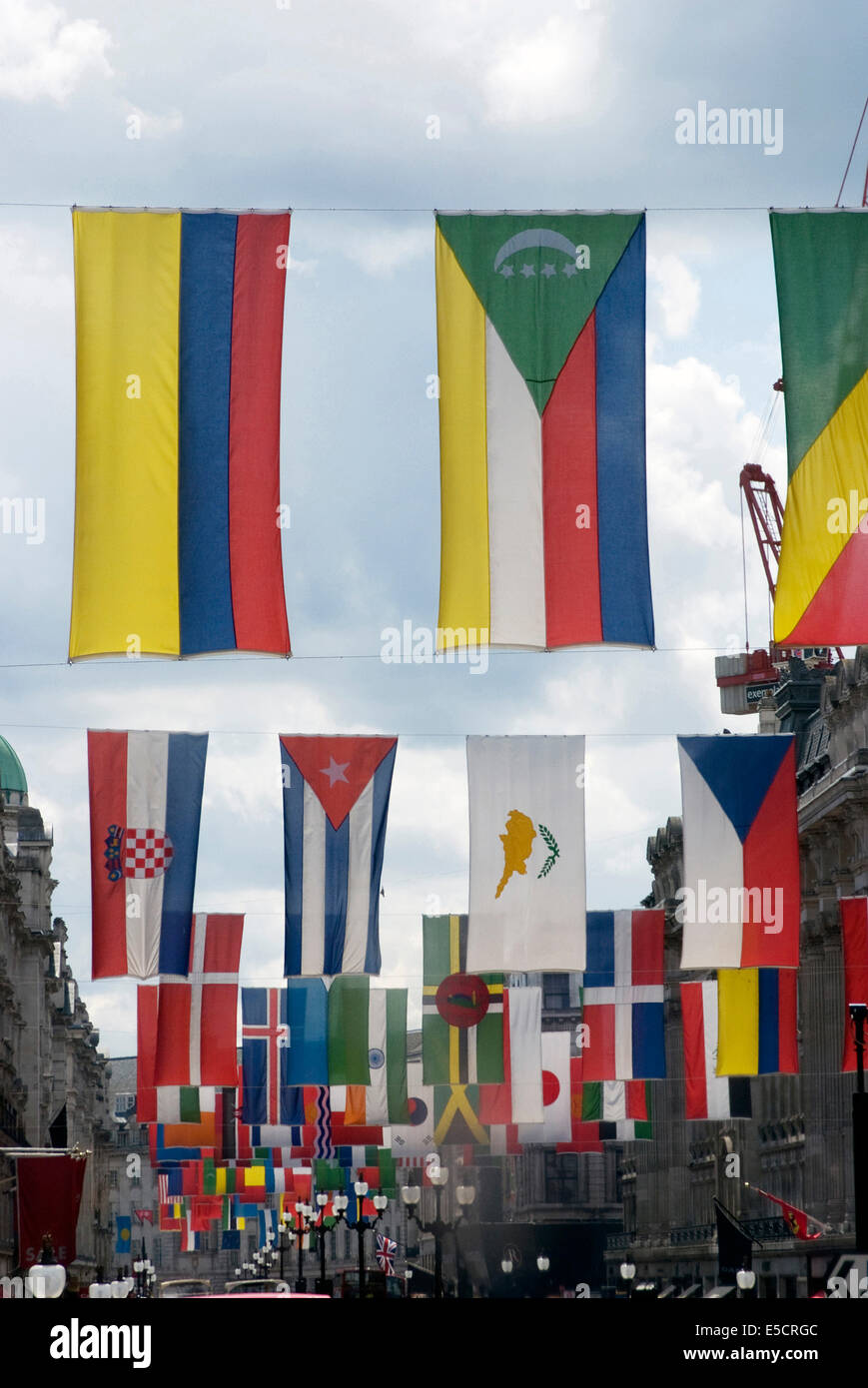 International flags and perspective hi-res stock photography and images ...