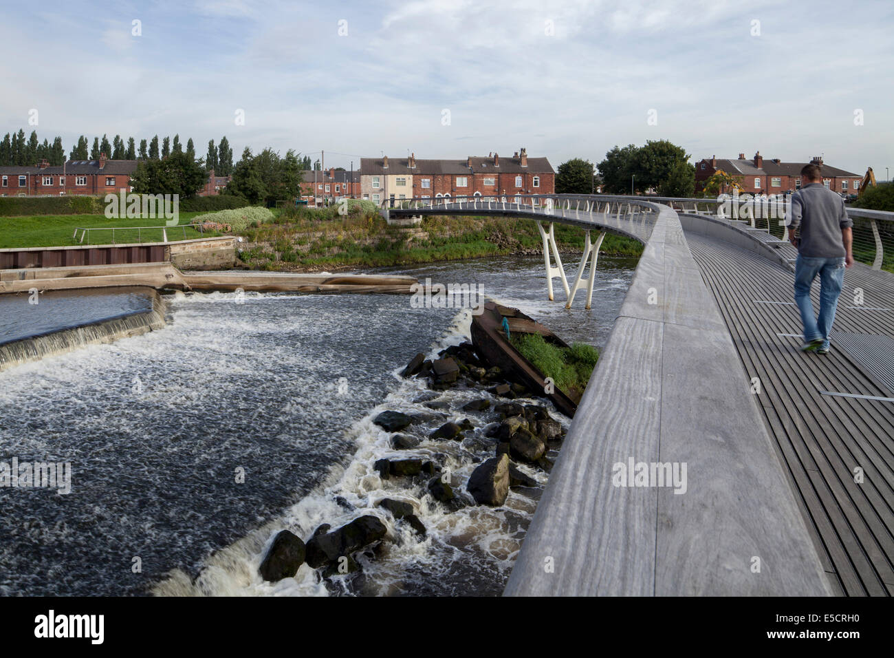 Castleford footbridge hi-res stock photography and images - Alamy