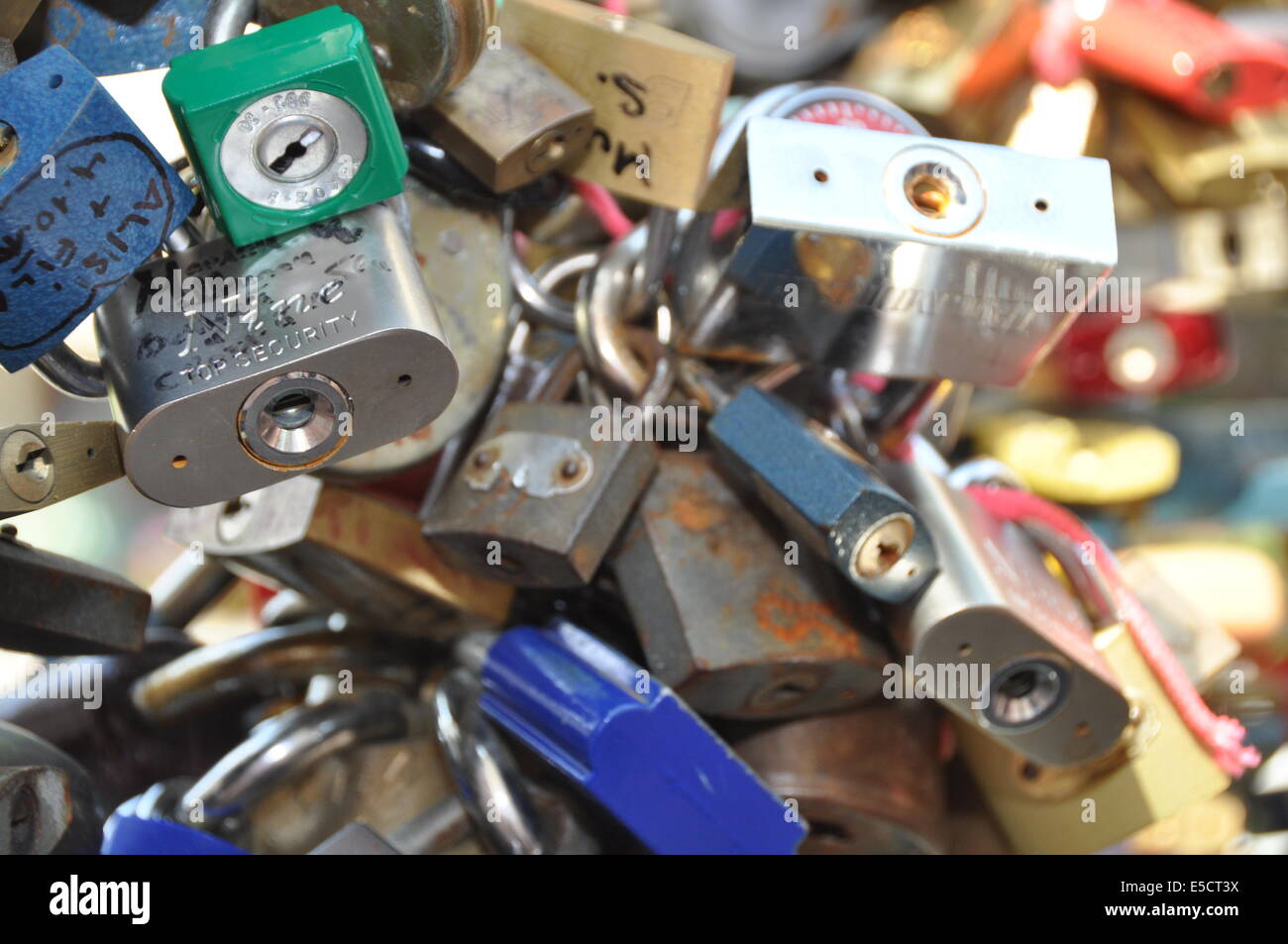 Row of love padlocks hi-res stock photography and images - Alamy