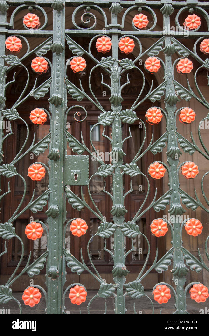 Gate of Manchester Cathedral, England, UK Stock Photo - Alamy