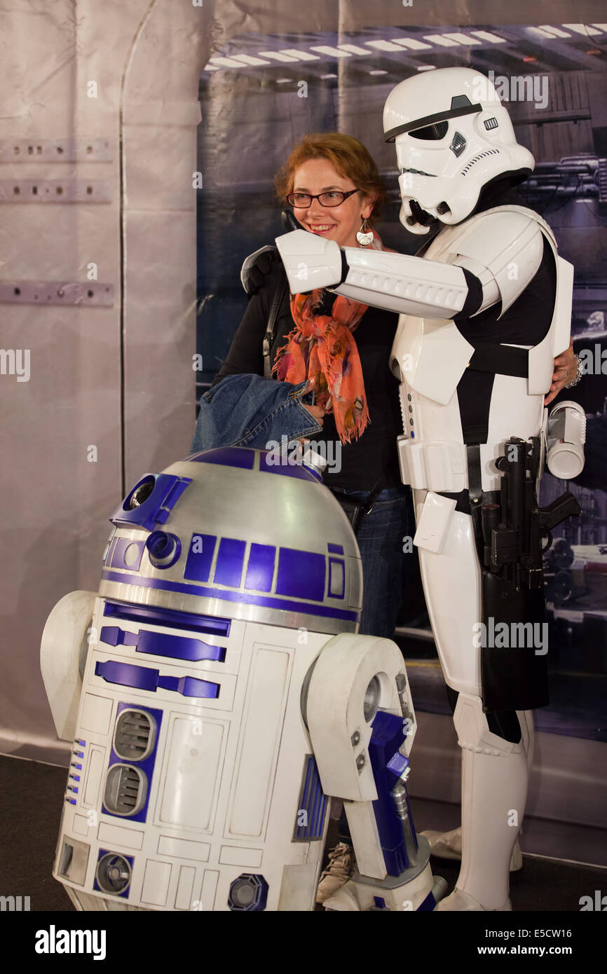 R2 hi-res stock photography and images - Alamy