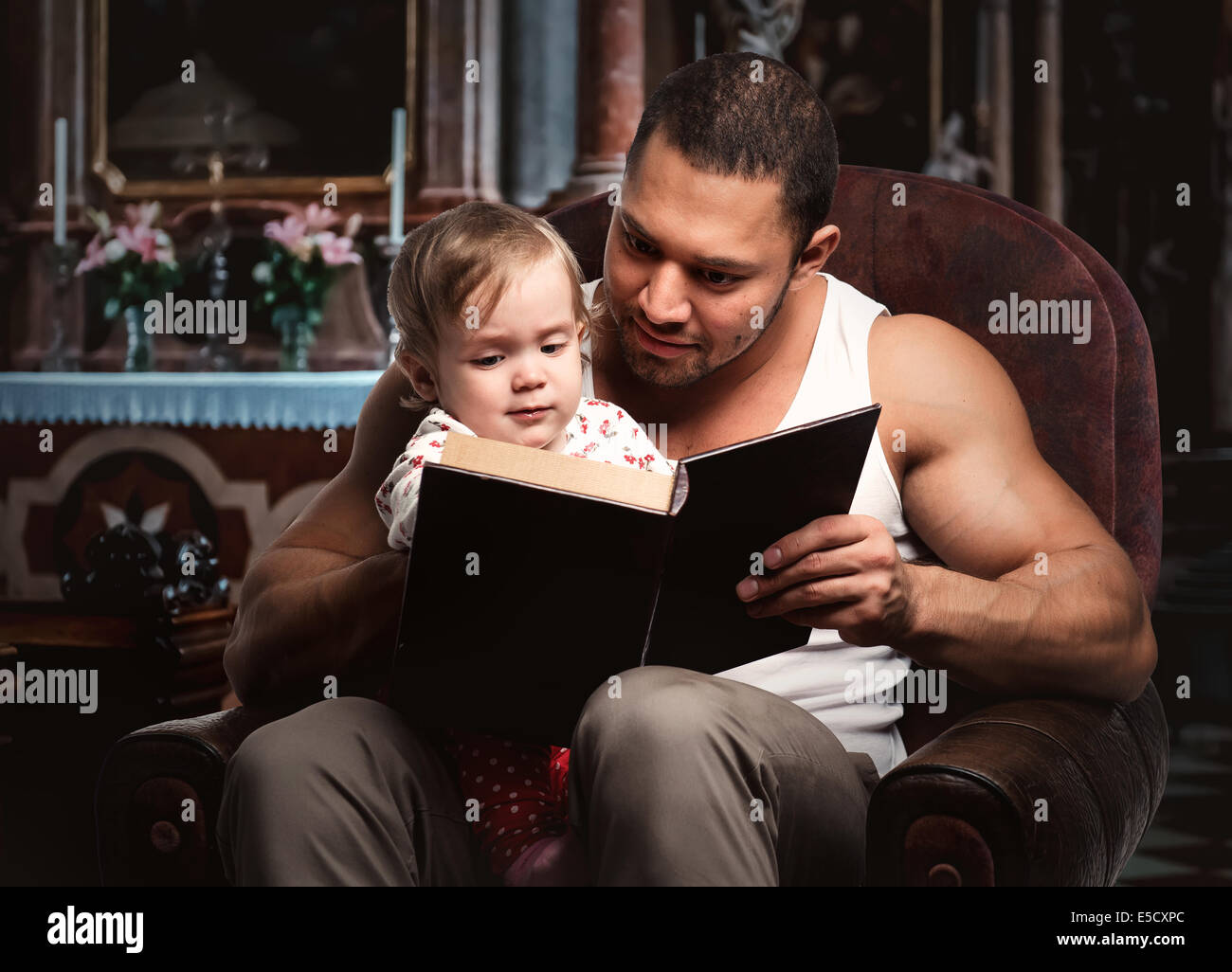 Father reading bedtime story hi-res stock photography and images - Alamy