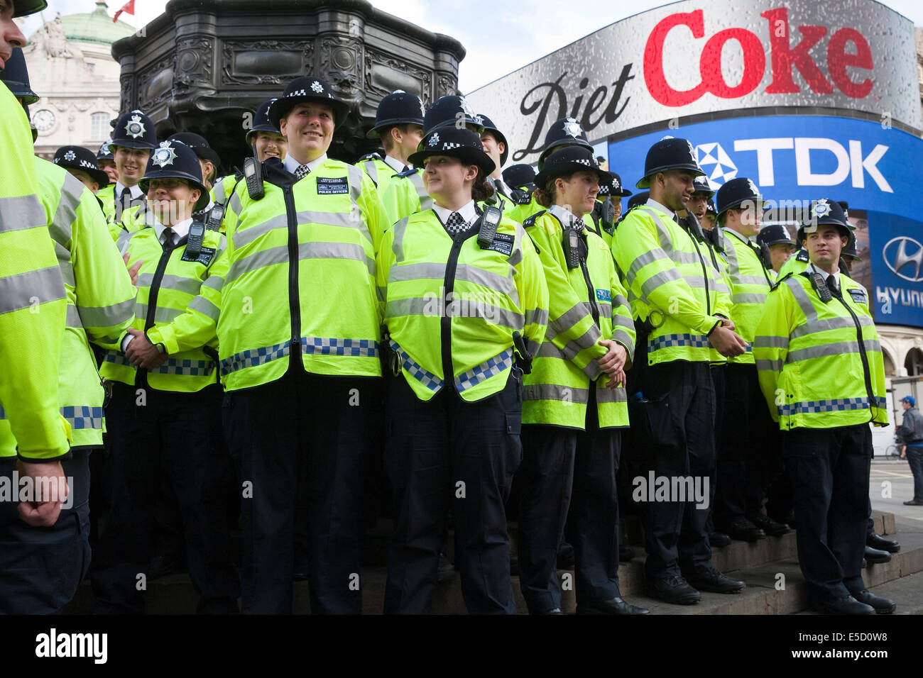 Police officers pose in uniform hi-res stock photography and images - Alamy